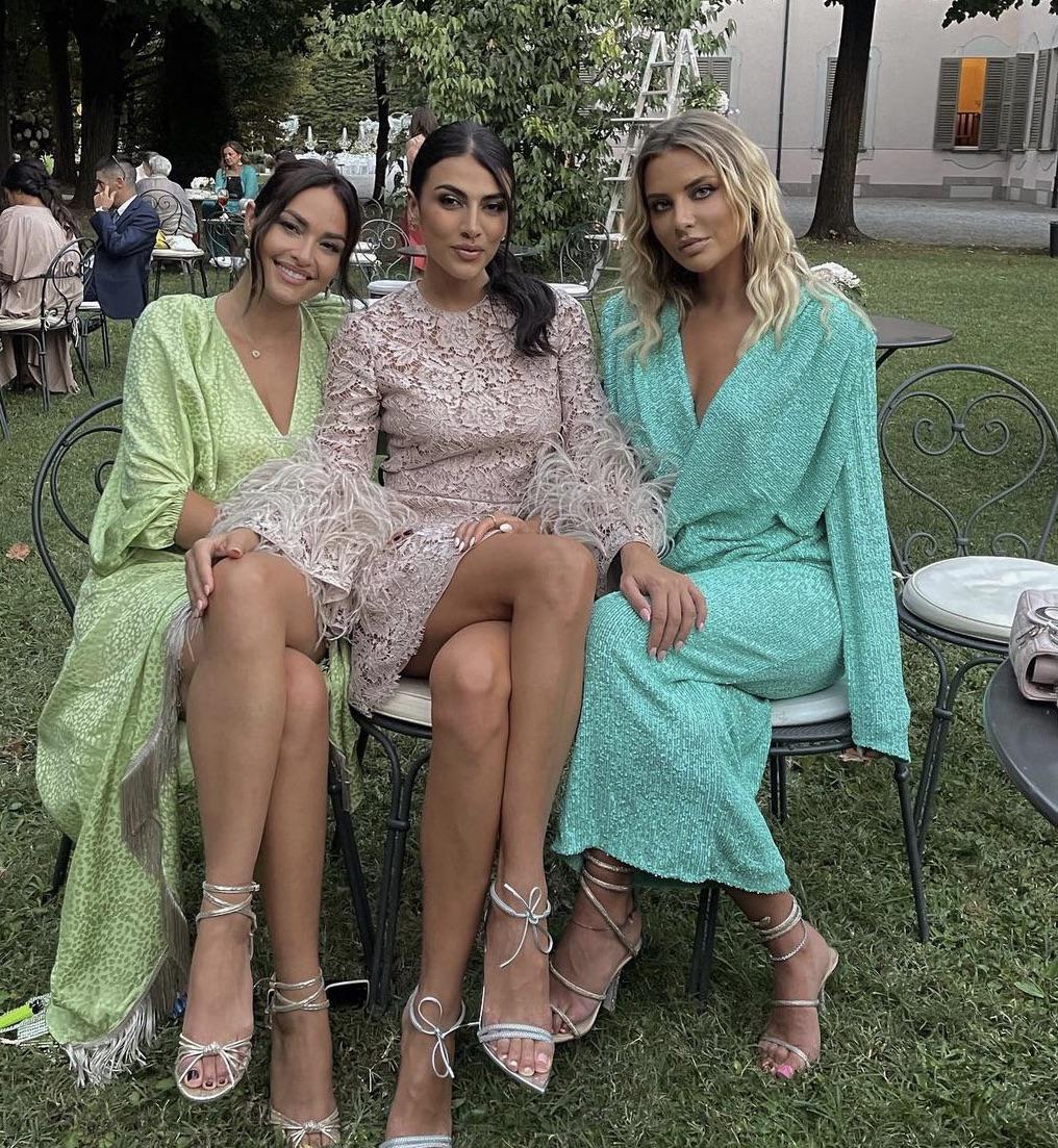 3 Bombshells | Scrolller