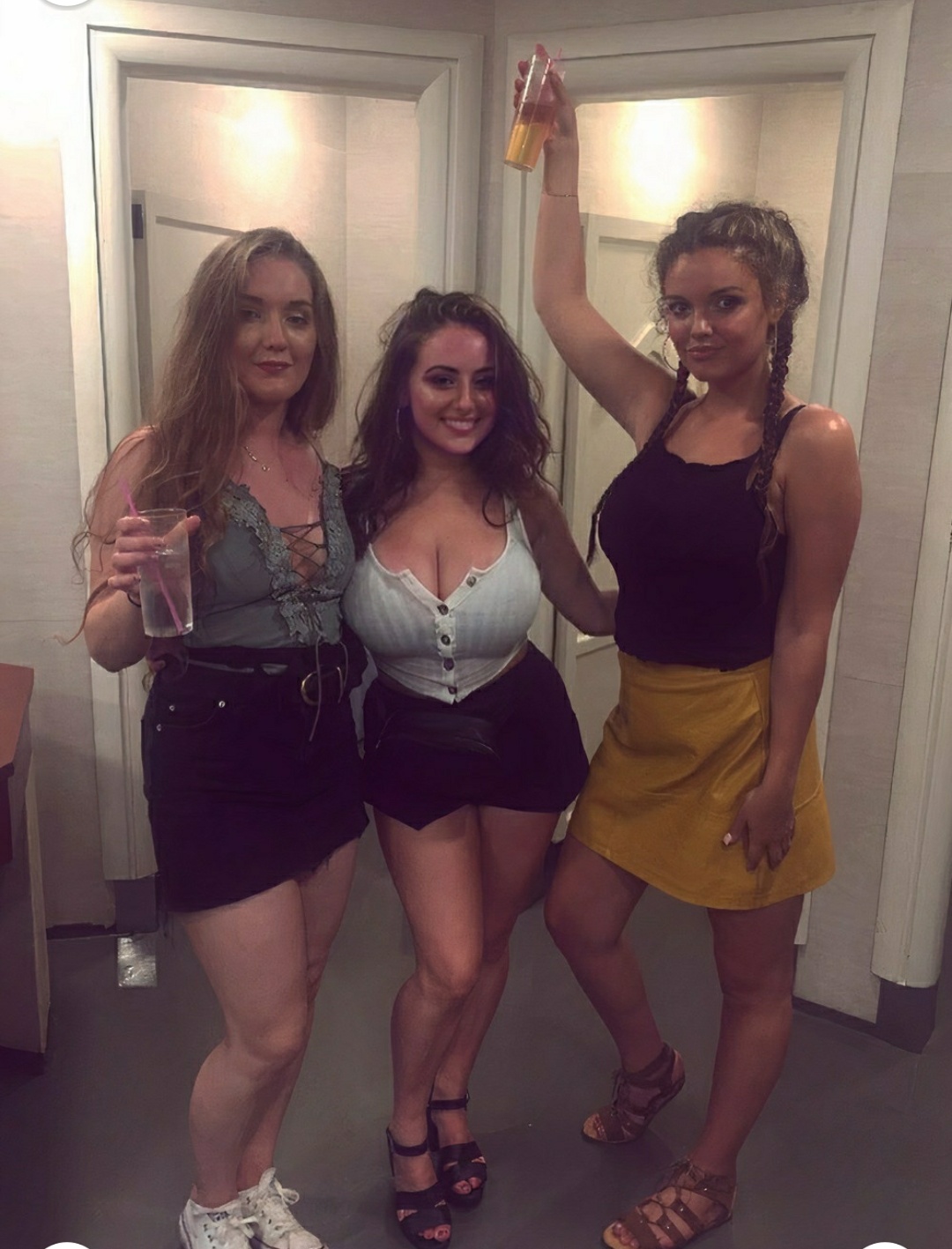 3 drunk Magaluf birds | Scrolller