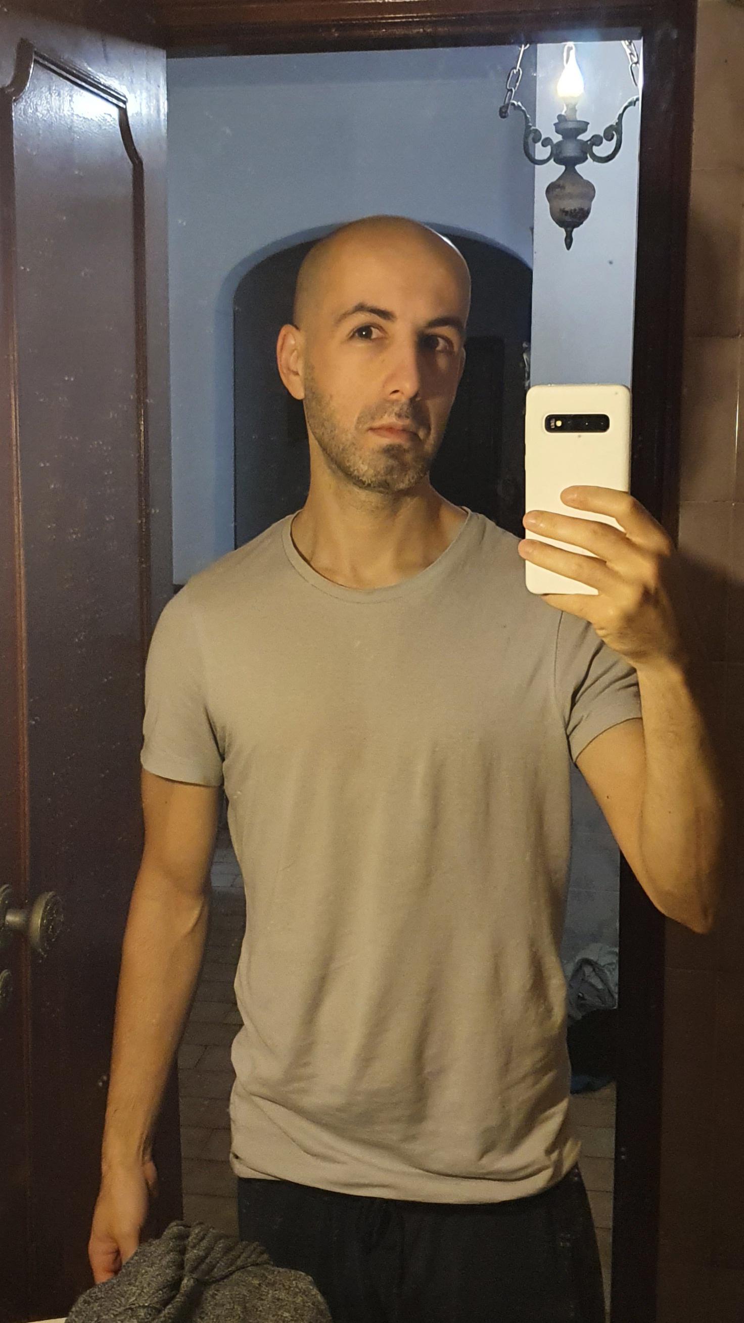 30m throwing good vibes at you | Scrolller