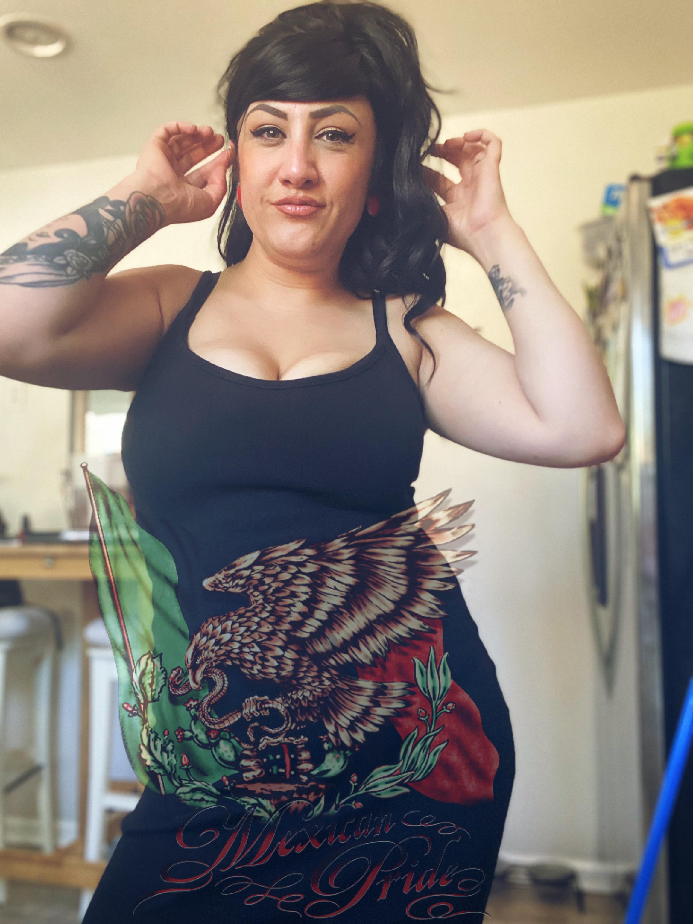 35-cinco dr Mayo selfie | Scrolller