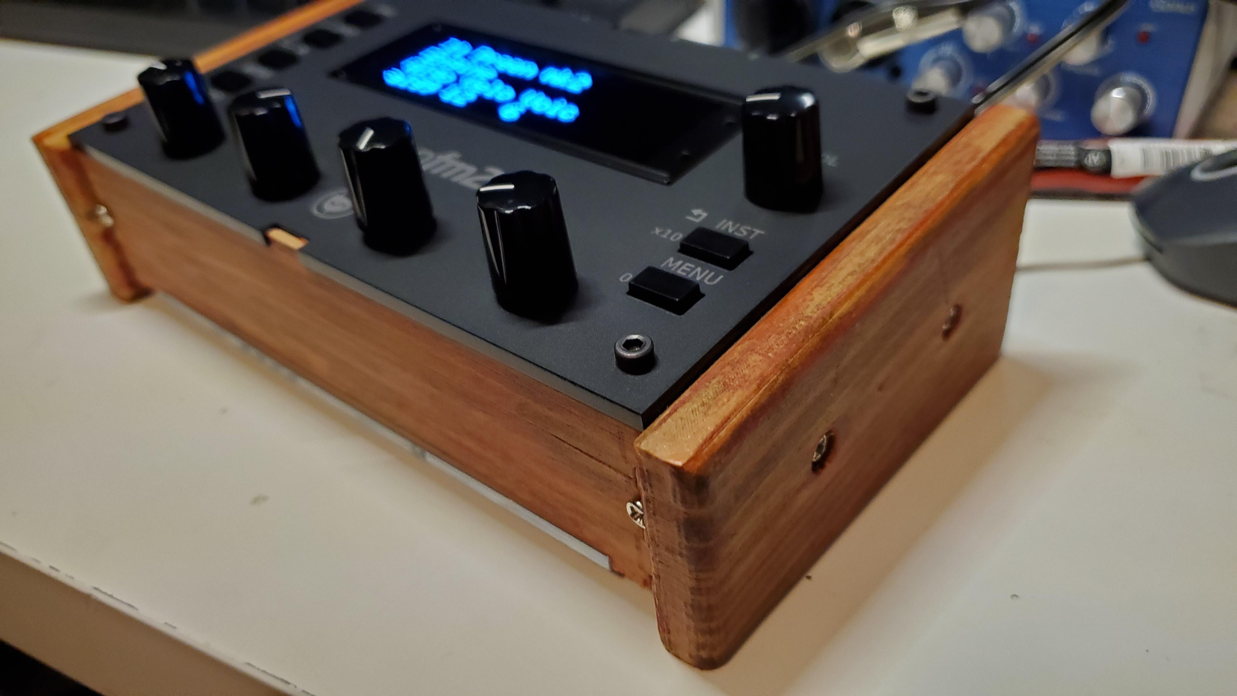 3d printed some wood panels for my PreenFM2 | Scrolller