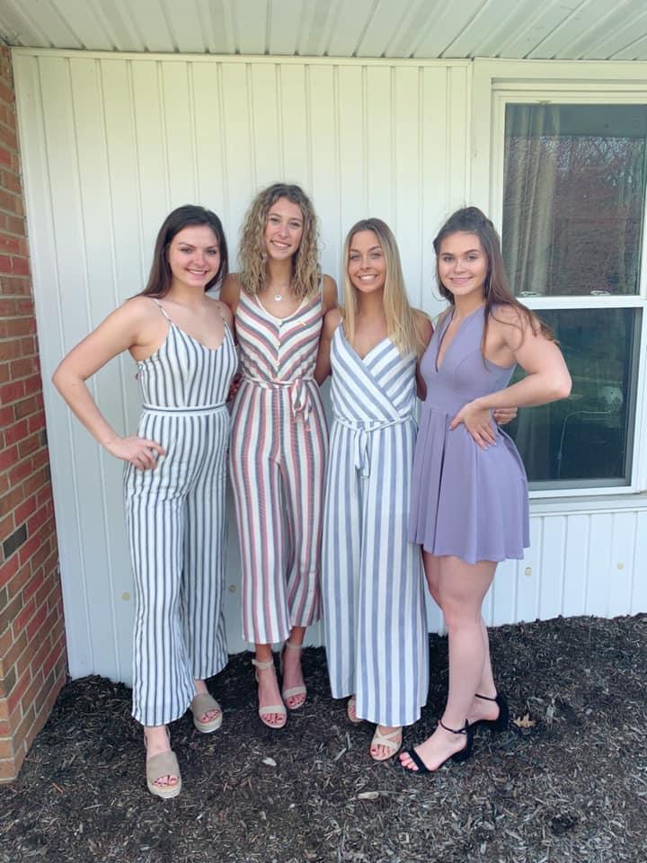 Brunch ladies | Scrolller