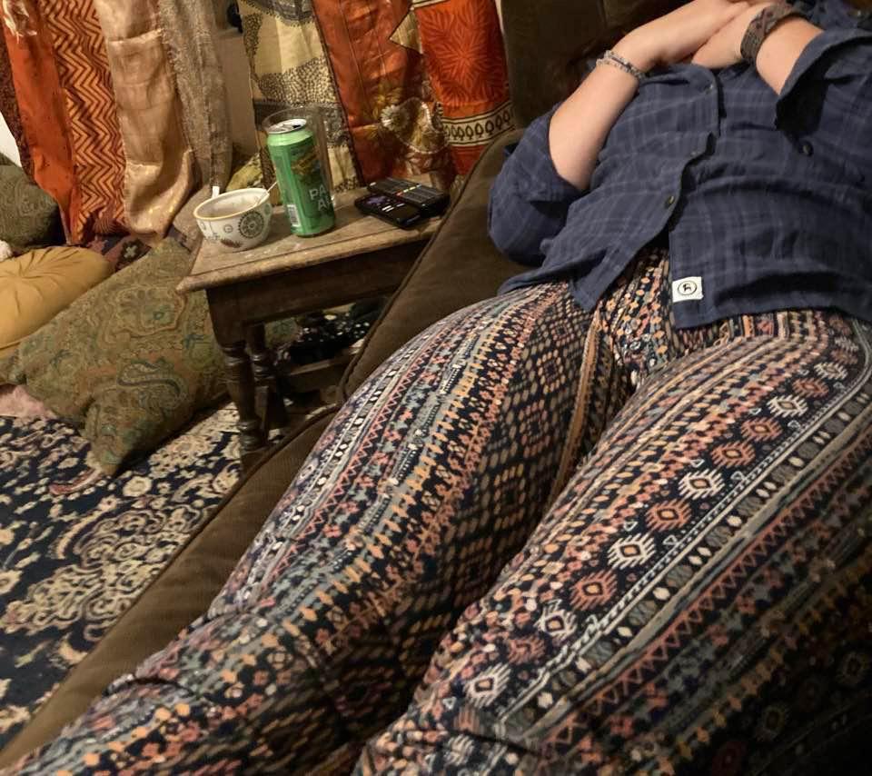 40s 🐱 🔥😈 | Scrolller