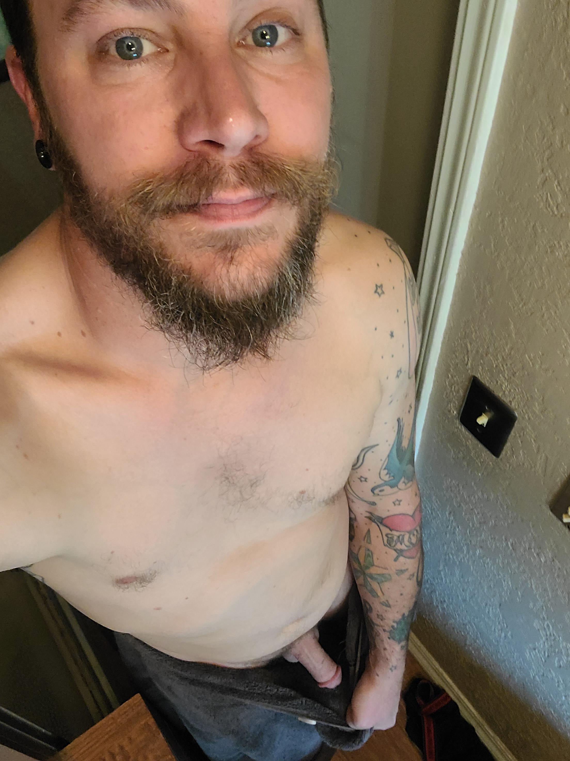 How about alt dad bod! | Scrolller