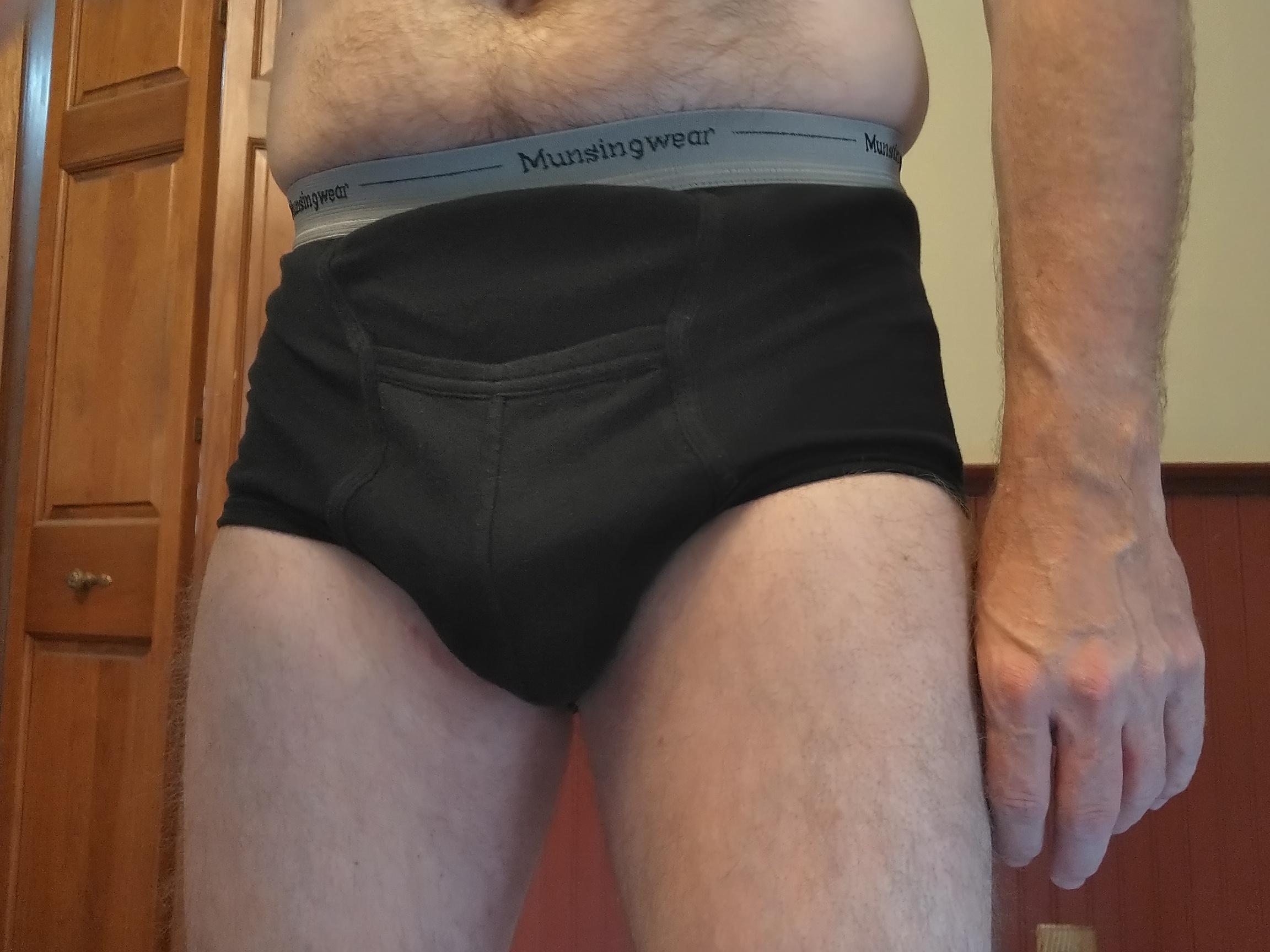 [48] Black Munsingwear briefs today | Scrolller
