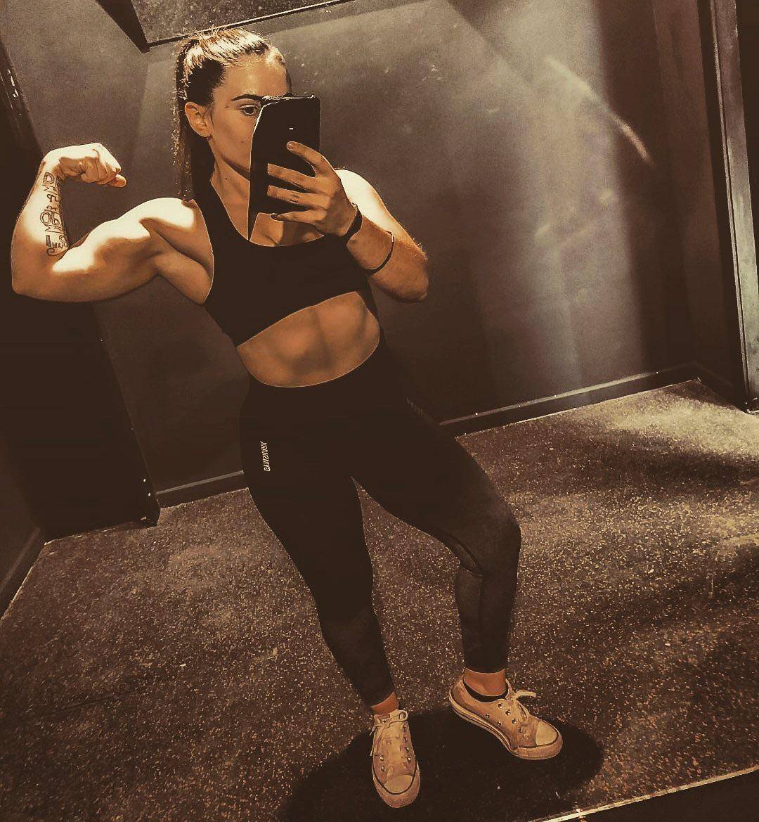 4ft 8” of gainz | Scrolller