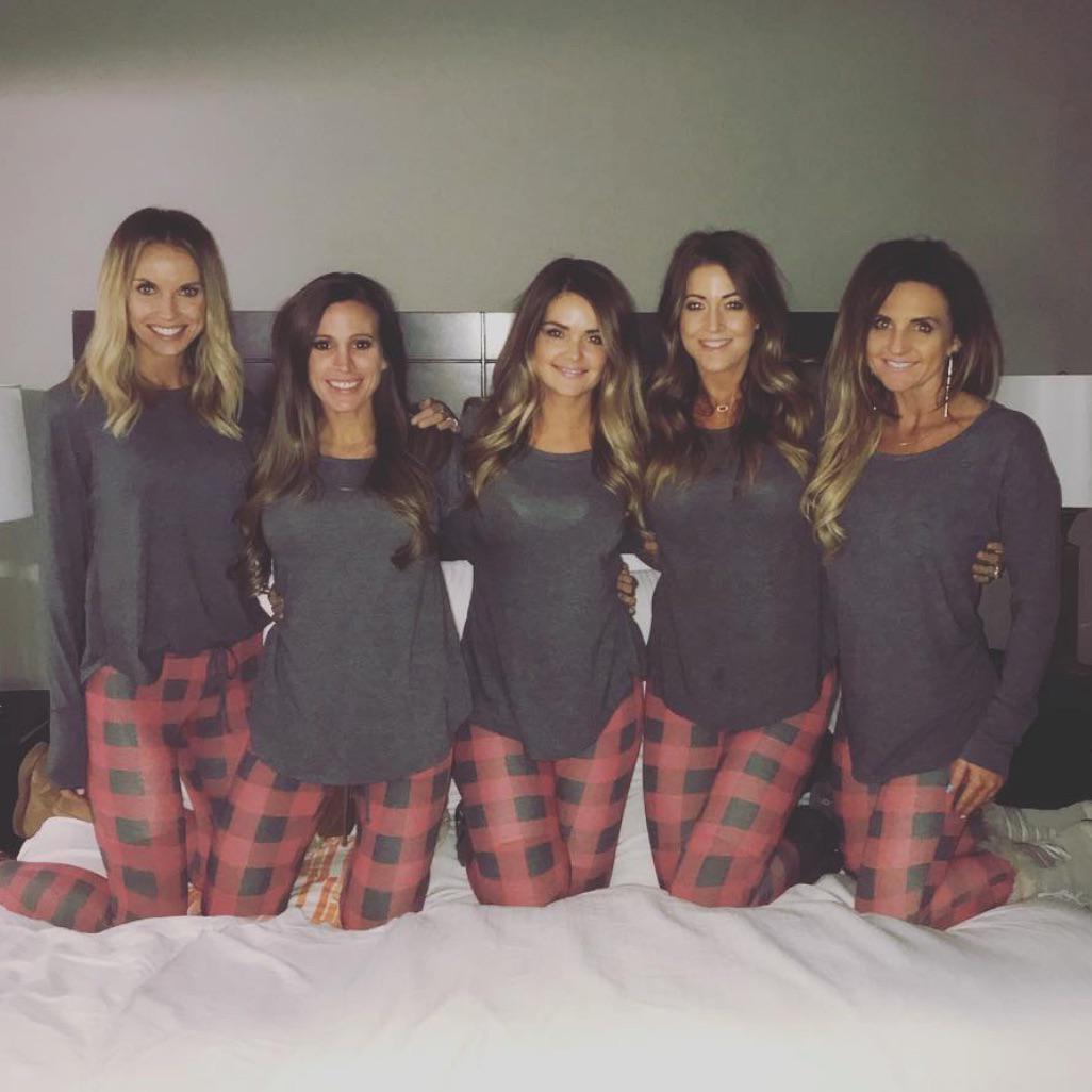 [5] milf pajama party | Scrolller