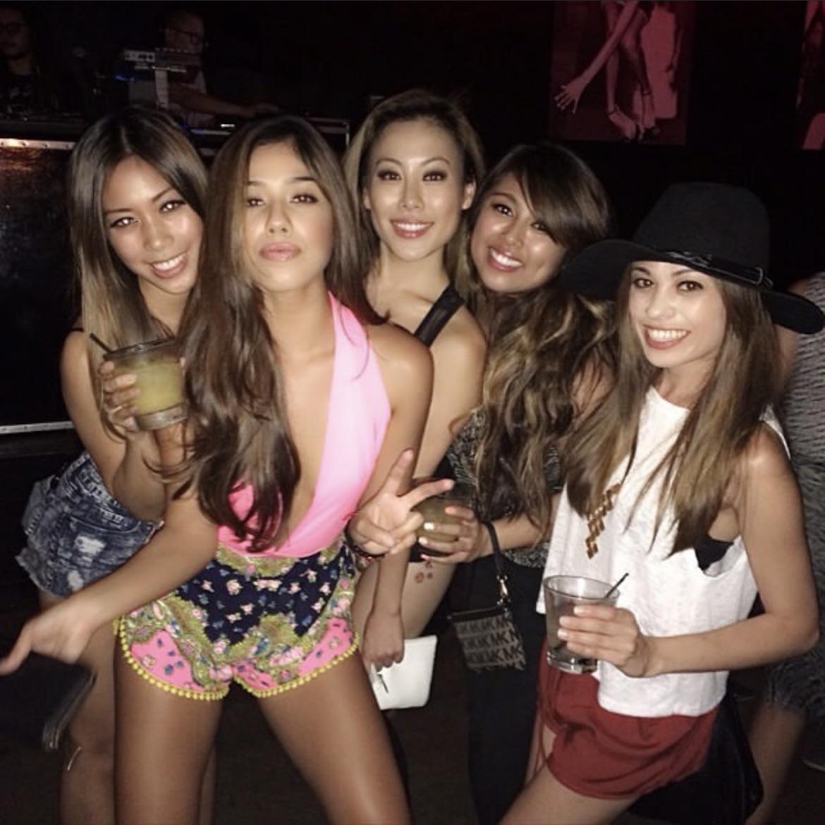 [5] Which one you not pulling out of? | Scrolller