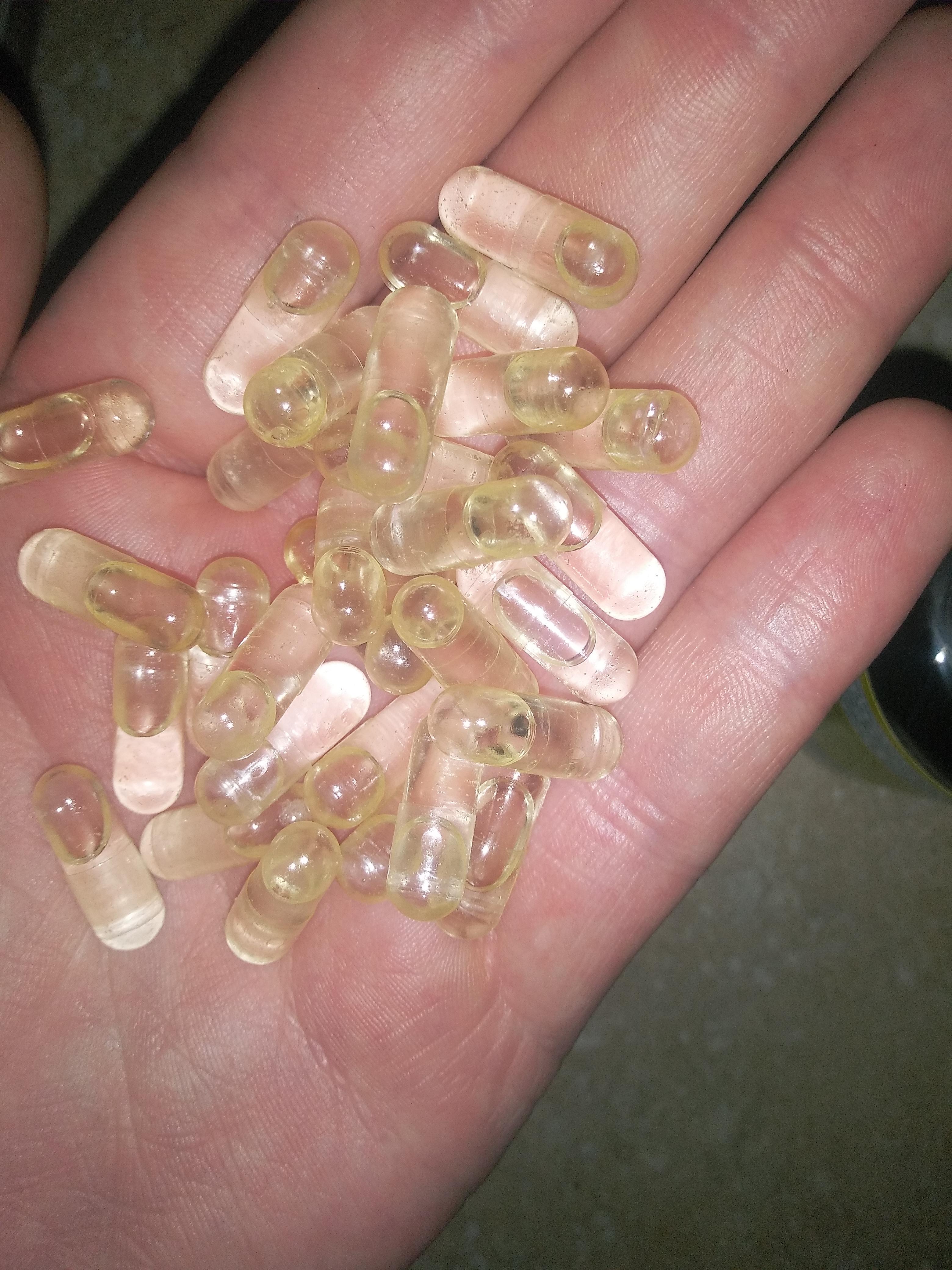 60 capsules at 100mg each | Scrolller