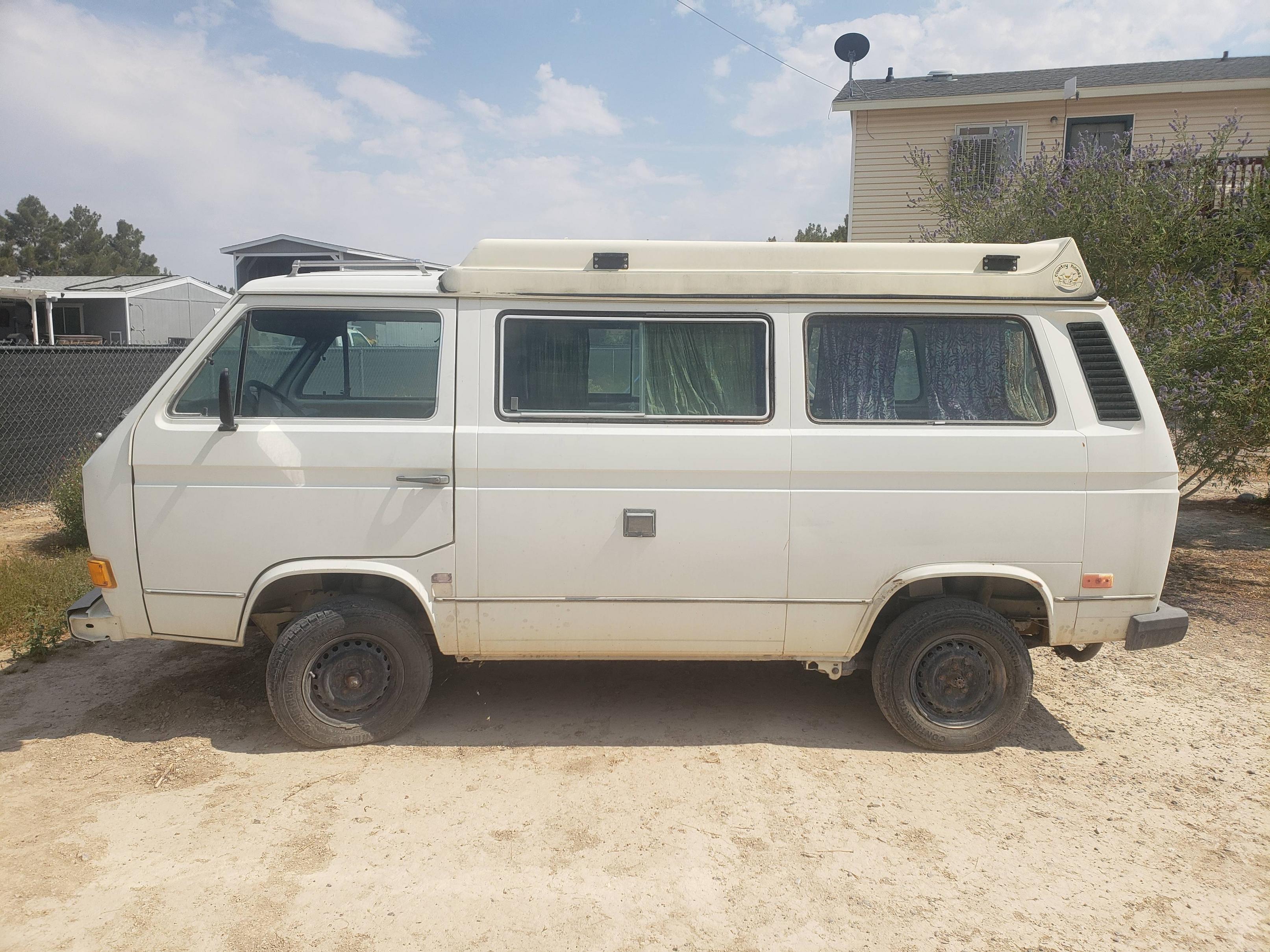 84 VW Vanagon | Scrolller
