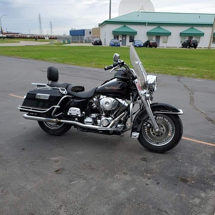 '99 Road King first harley | Scrolller