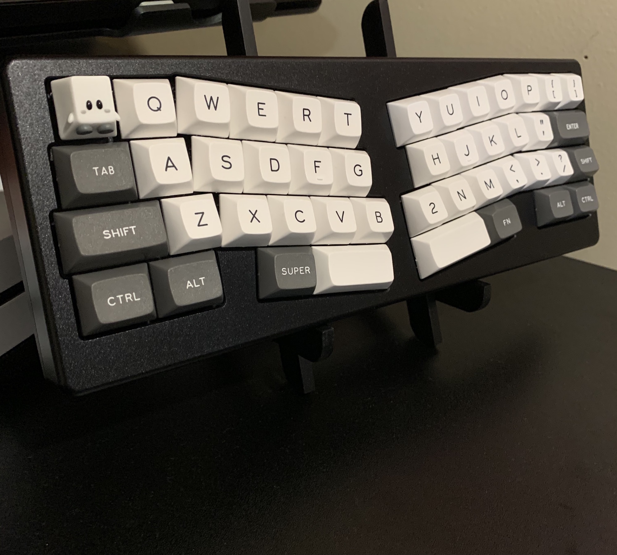 A 45% Ergo | Scrolller