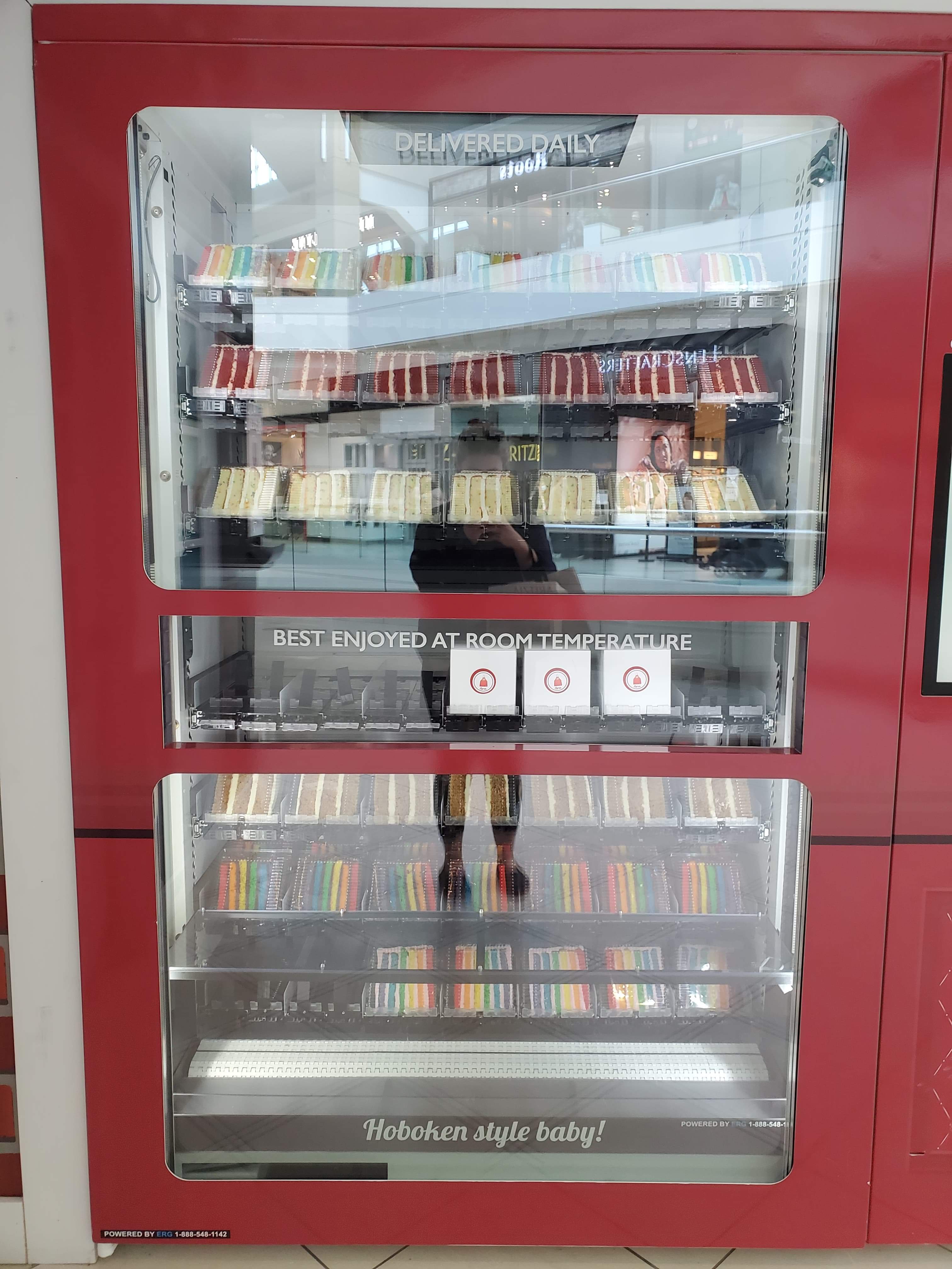 A cake vending machine | Scrolller