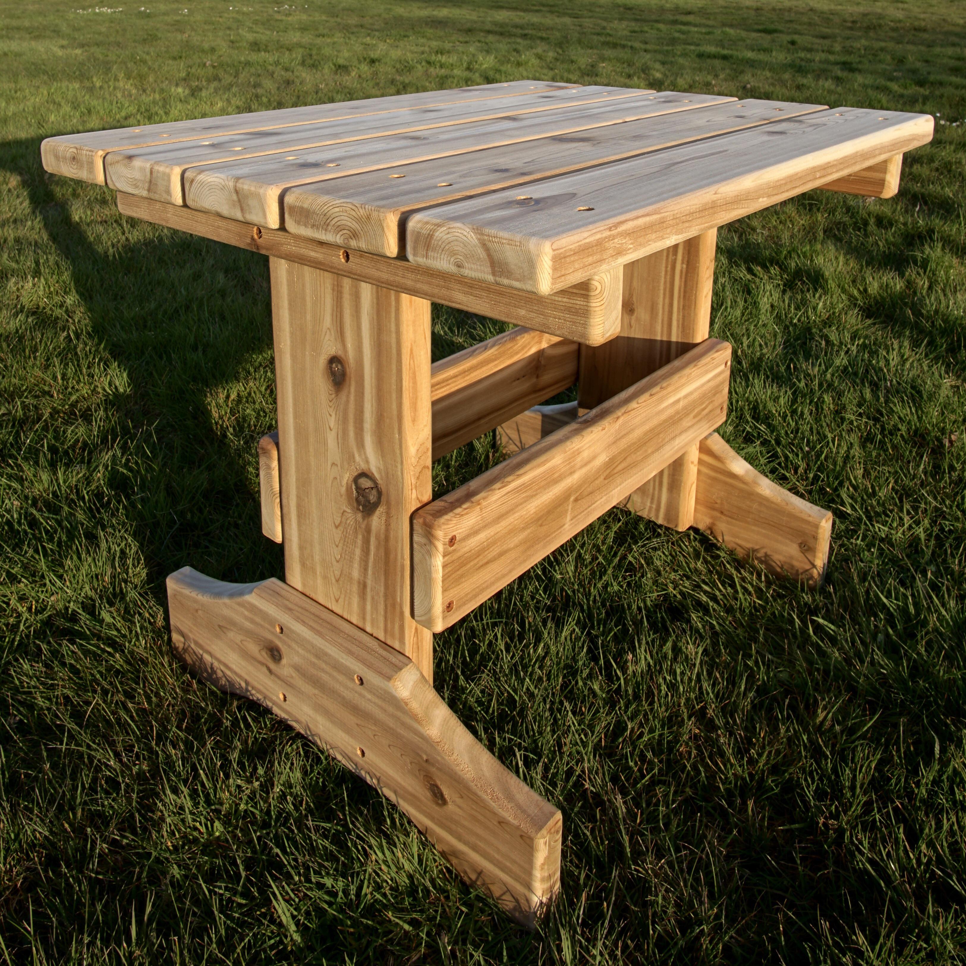 A Cedar Table to go with my not-yet-existent Adirondack Chairs | Scrolller
