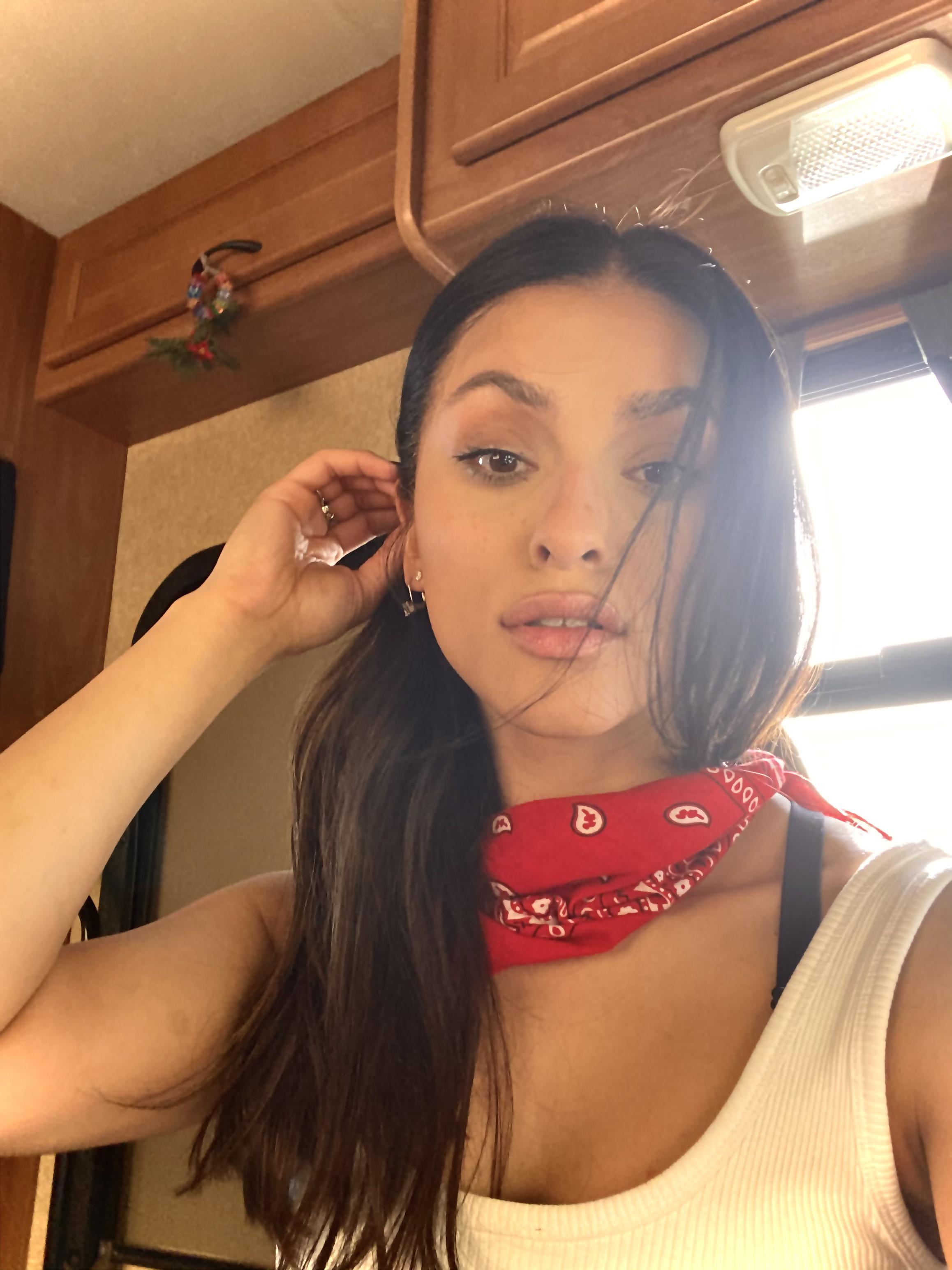 A few weeks ago, on our RV day trip!🌾 | Scrolller