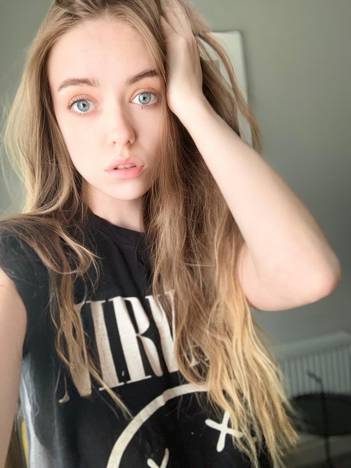 Do You Like Natural Little Scottish Girls Scrolller