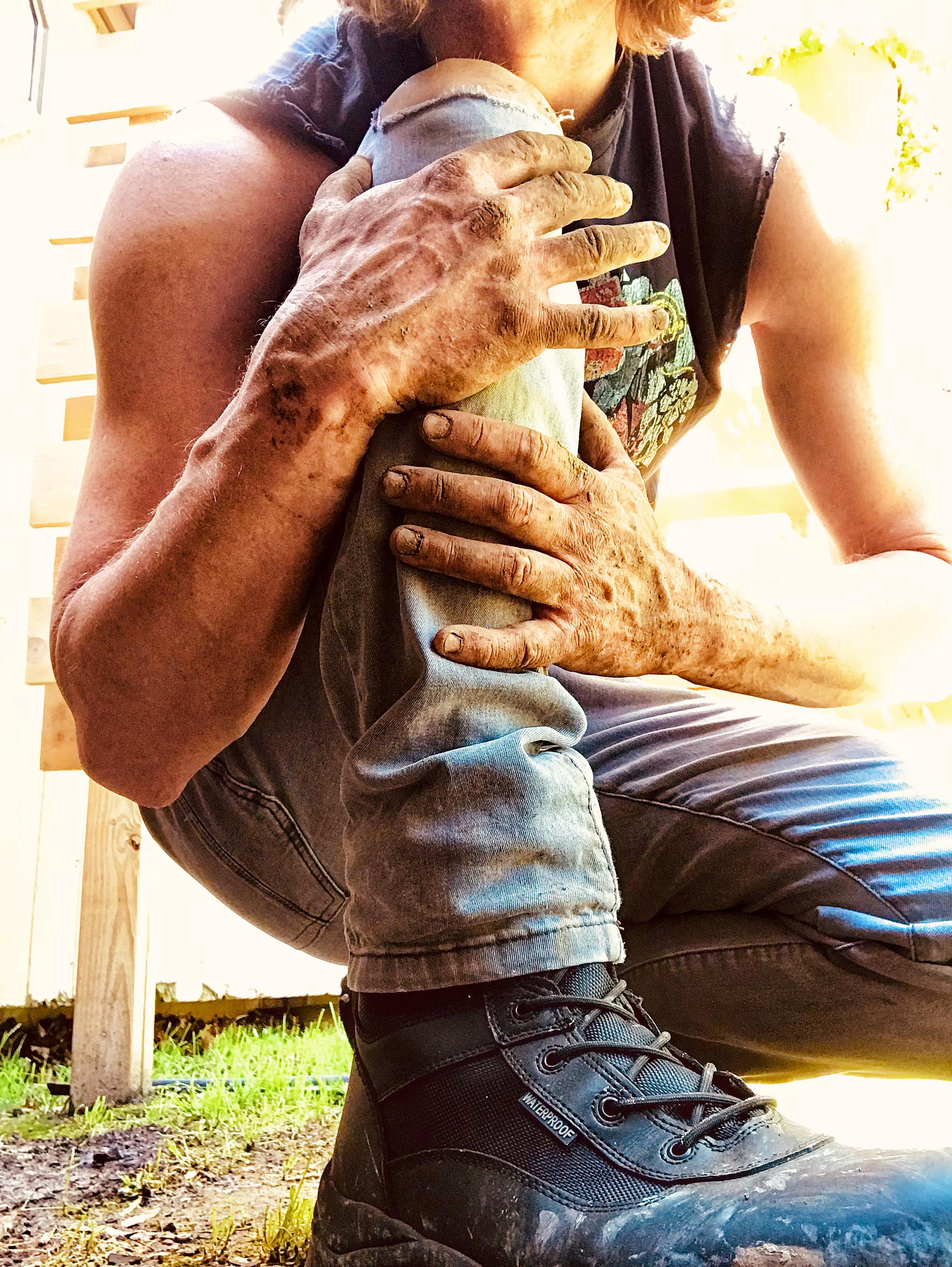 A little handsy tease for Mild Monday. 👐 | Scrolller