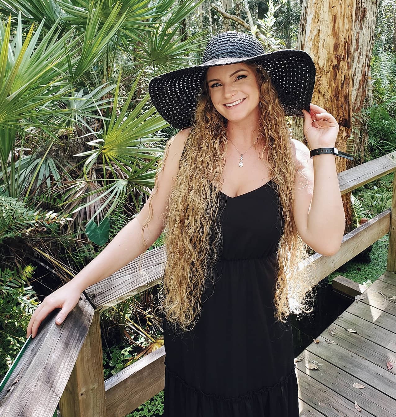 A little something | Scrolller