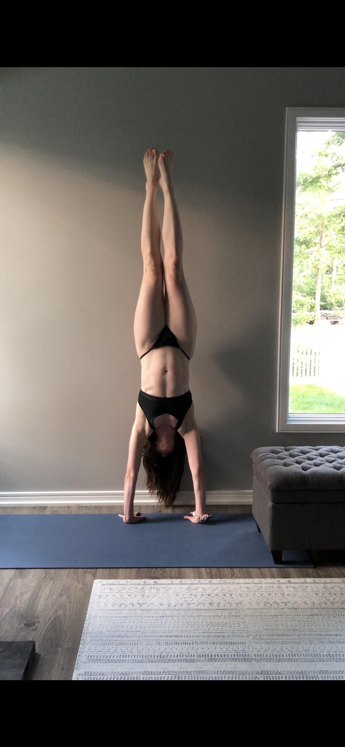 First post here! I hope you like my handstand? | Scrolller