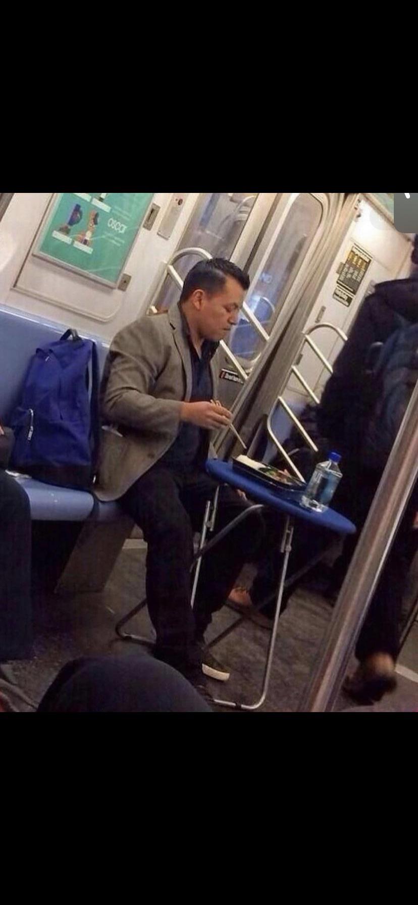 A man of manners and etiquette | Scrolller