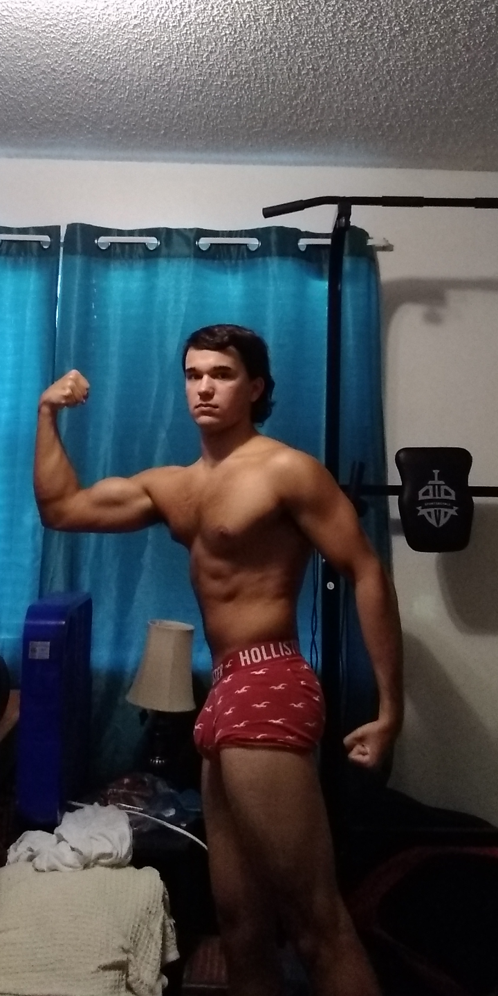 a more subtle bulge. dm open. | Scrolller