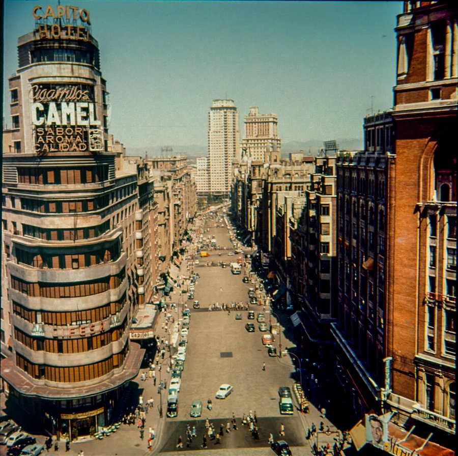 Años 60, Gran Vía @gatopormadrid | Scrolller