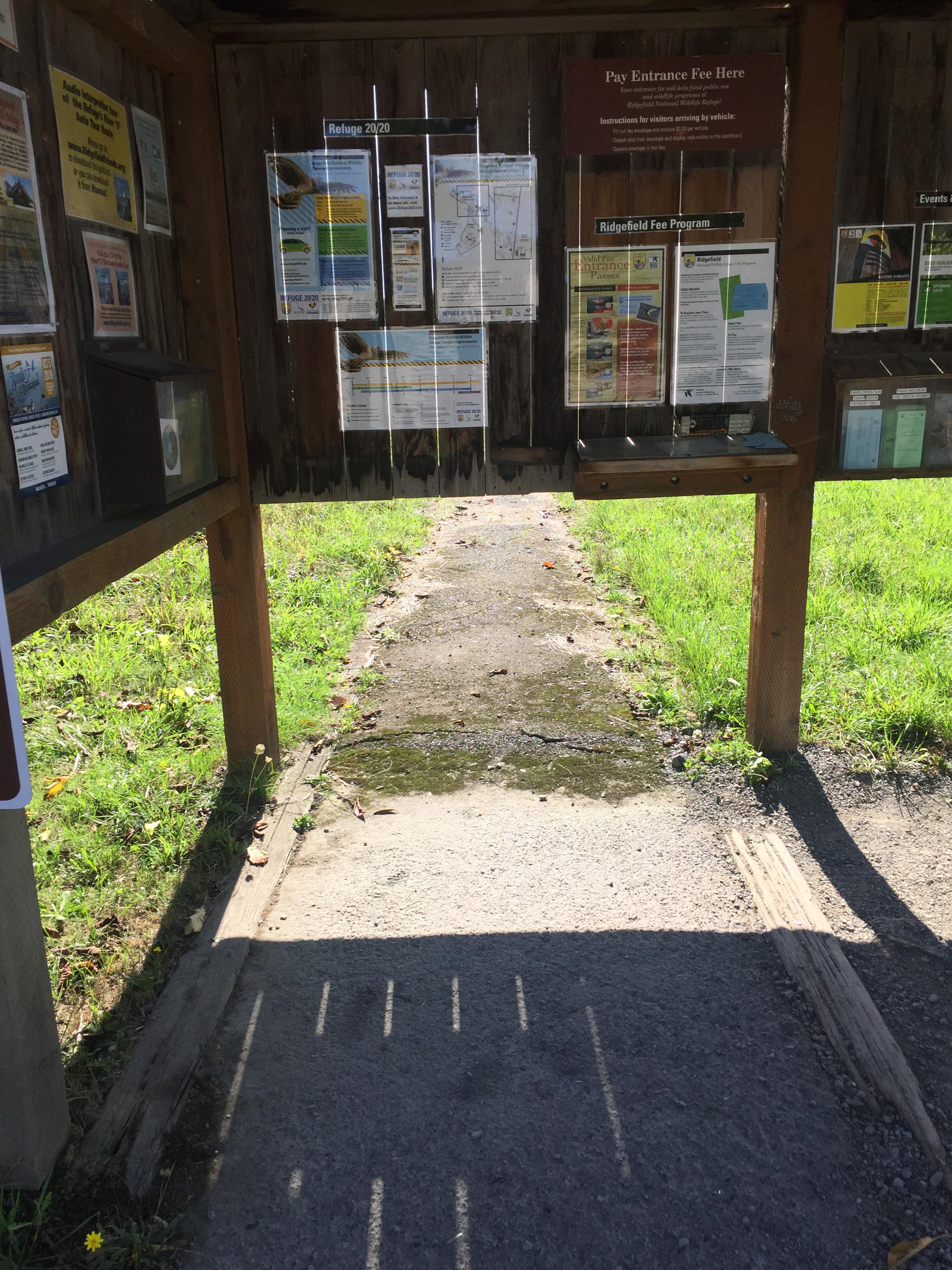 A path... straight into a sign | Scrolller