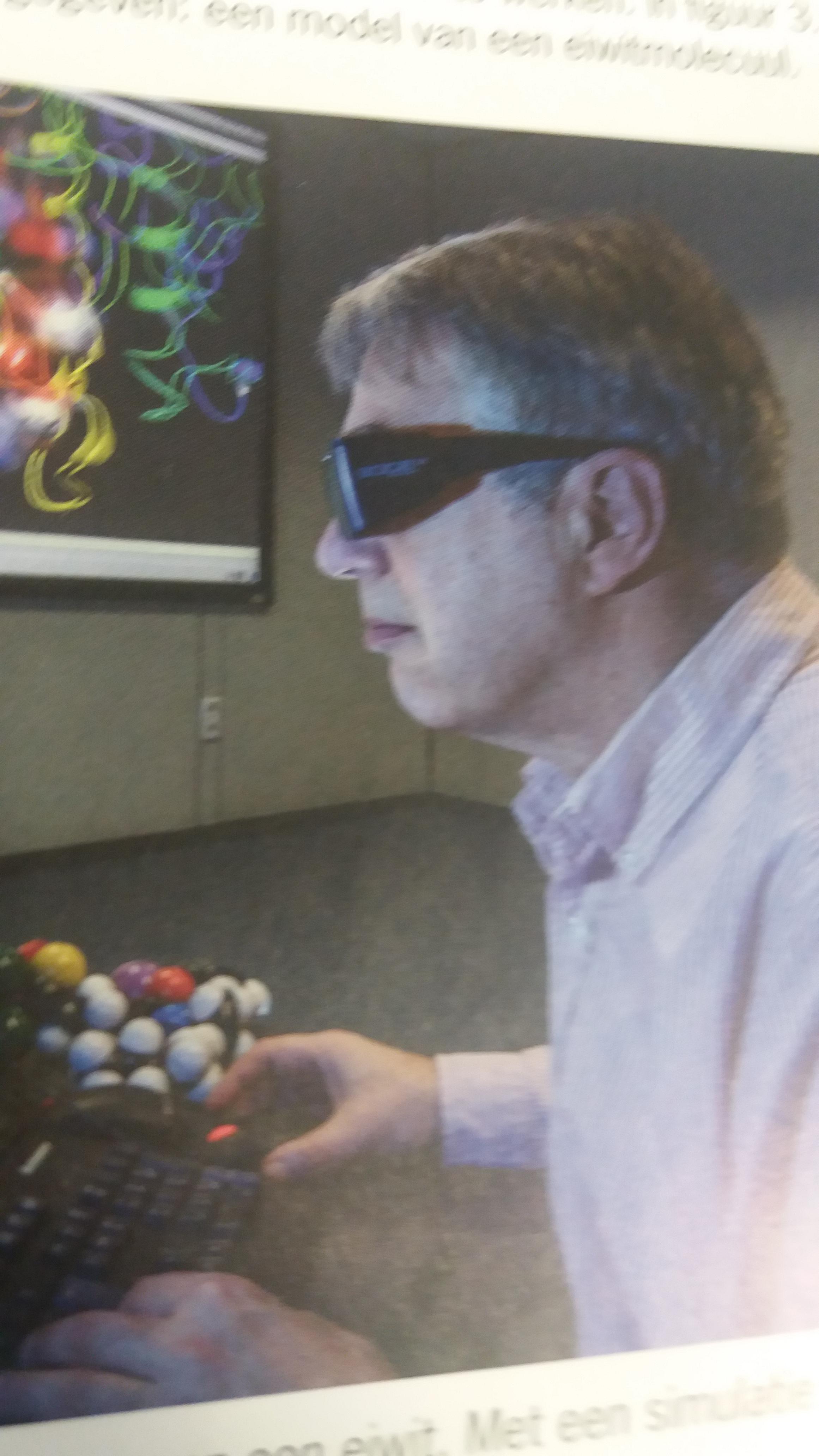 A picture in my physics book | Scrolller