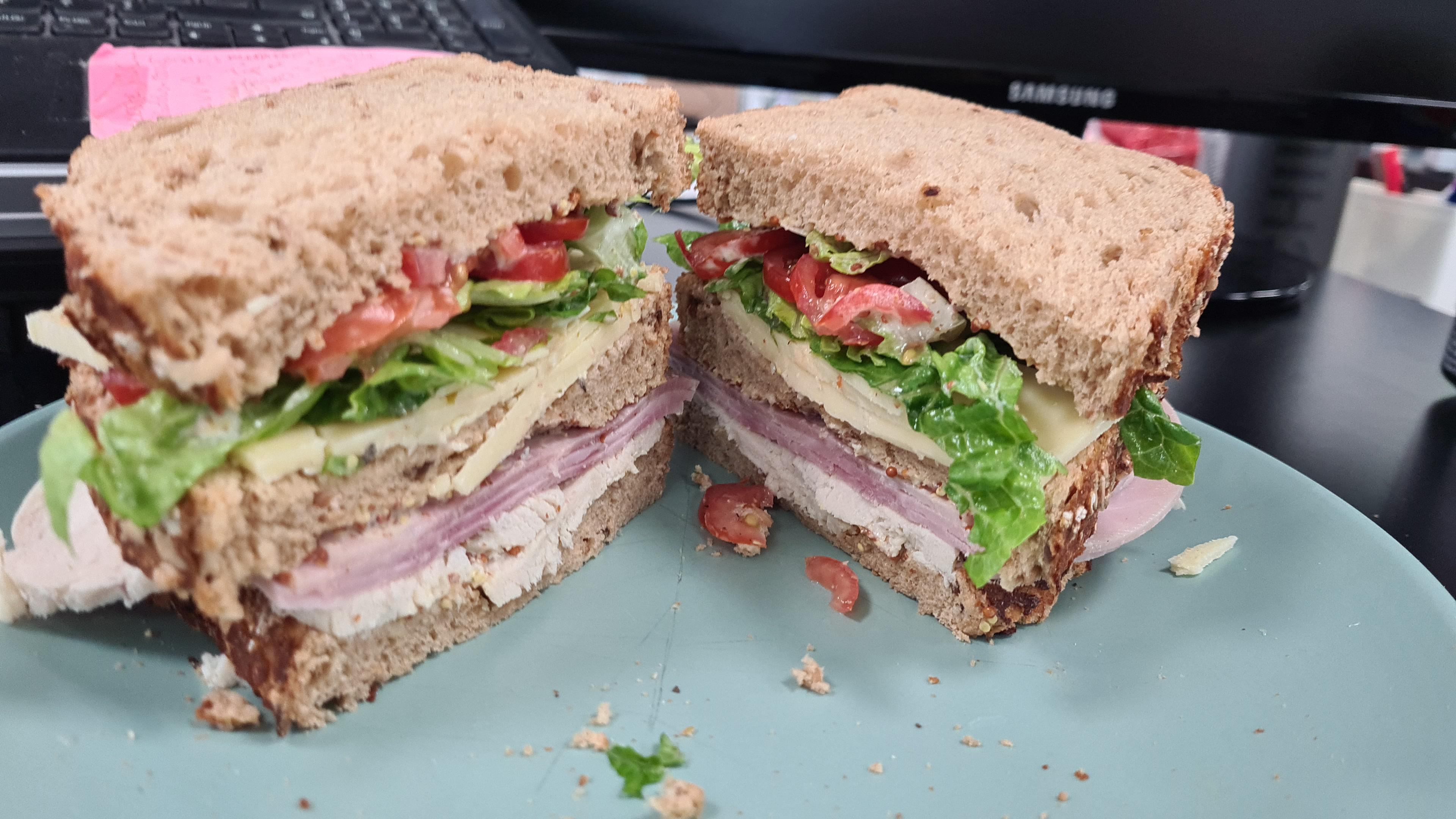 A quick snack | Scrolller