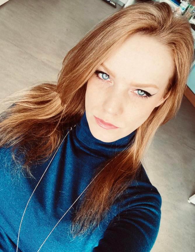 A quiet day in the office... | Scrolller