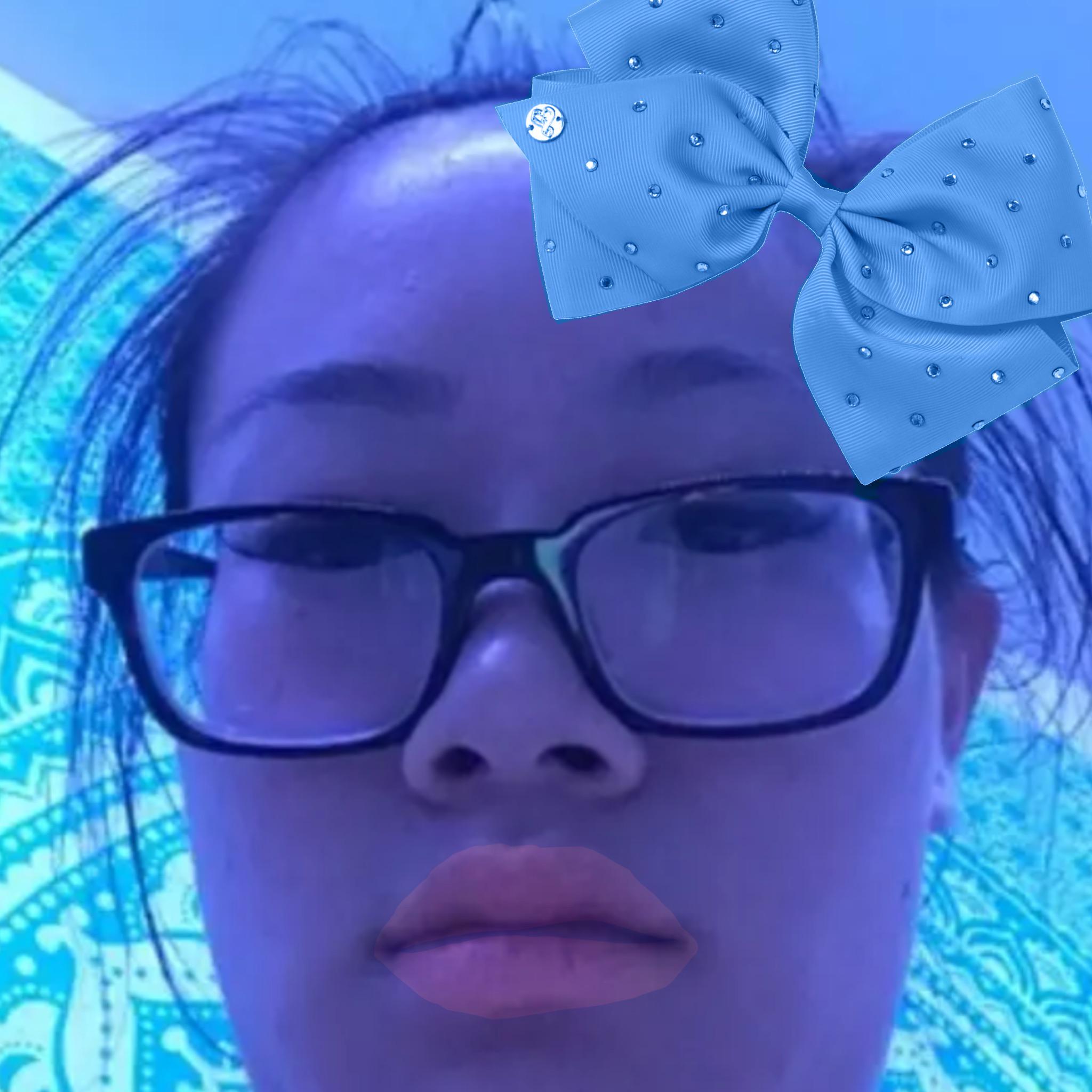 A step-chicken pfp for the chicks (hehe see what I did there) | Scrolller