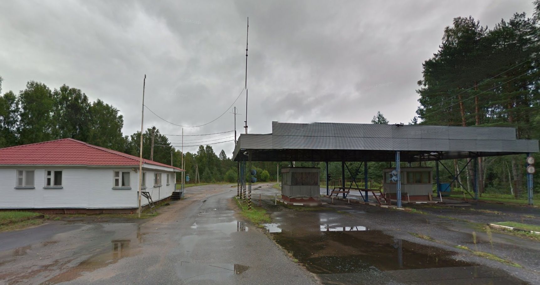 Abandoned Border Control between Belarus and Russia | Scrolller