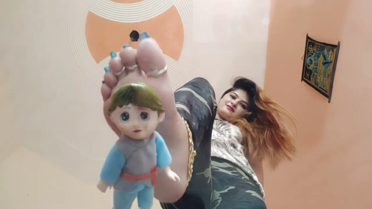 About to get Squished | Scrolller