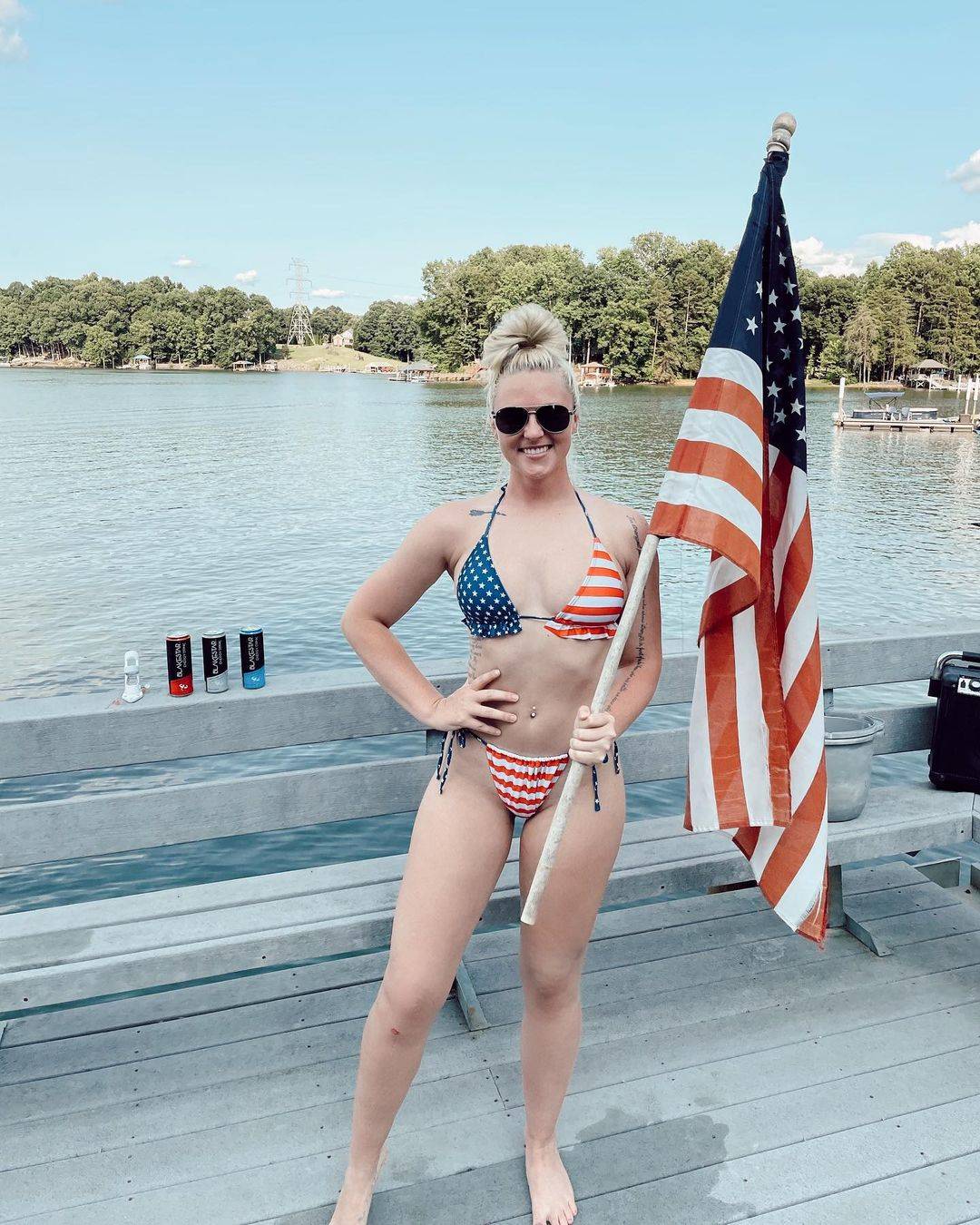 Actual Republican Hottie | Scrolller