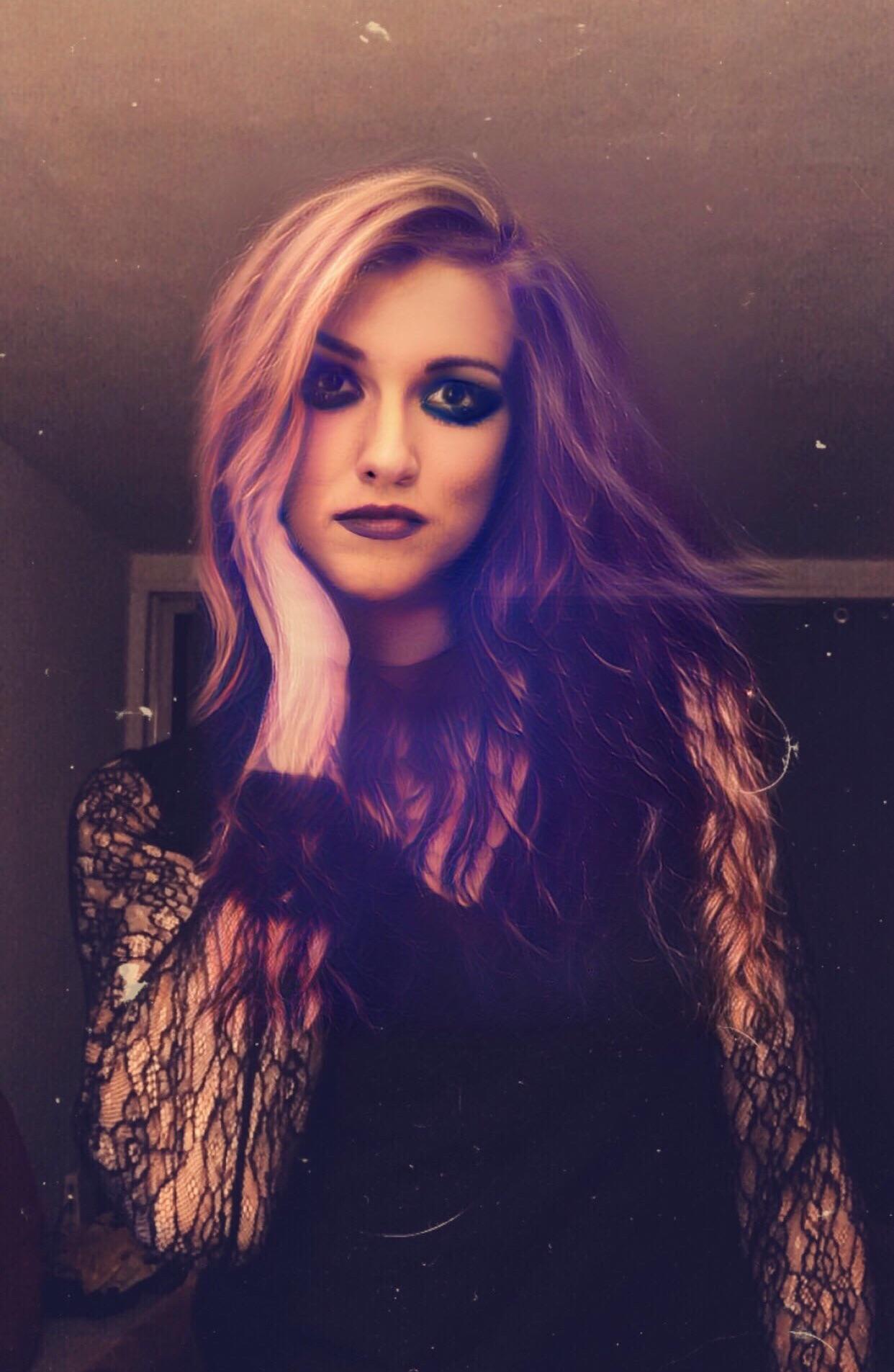 Add some colors 🎨 | Scrolller