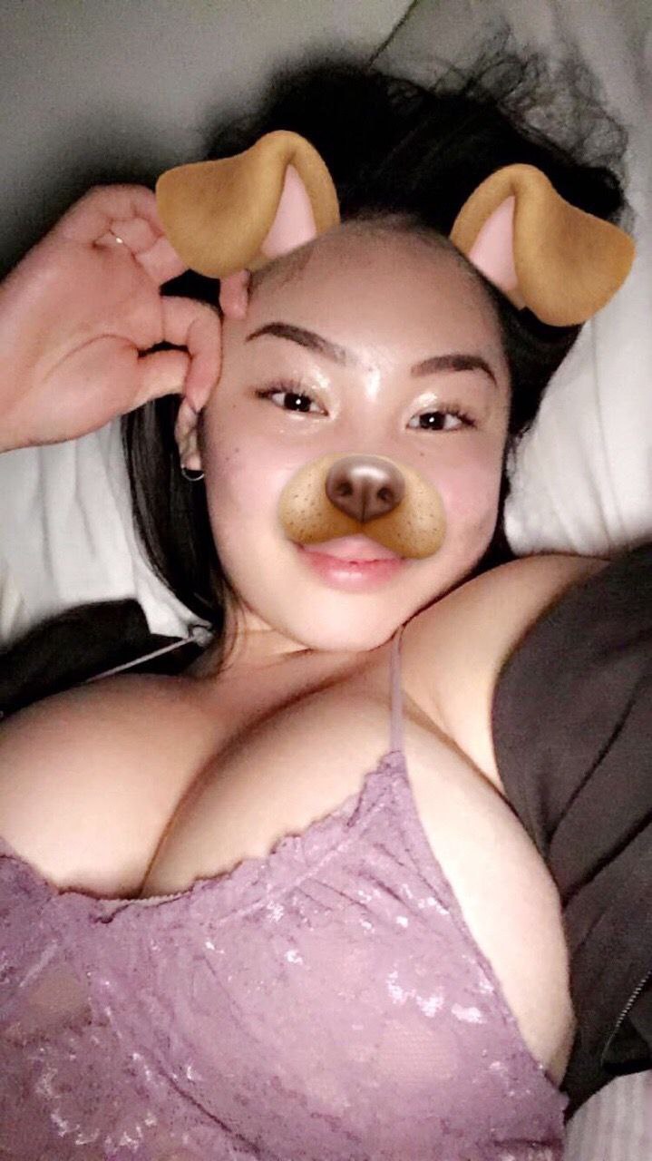 ade nudes ke? | Scrolller