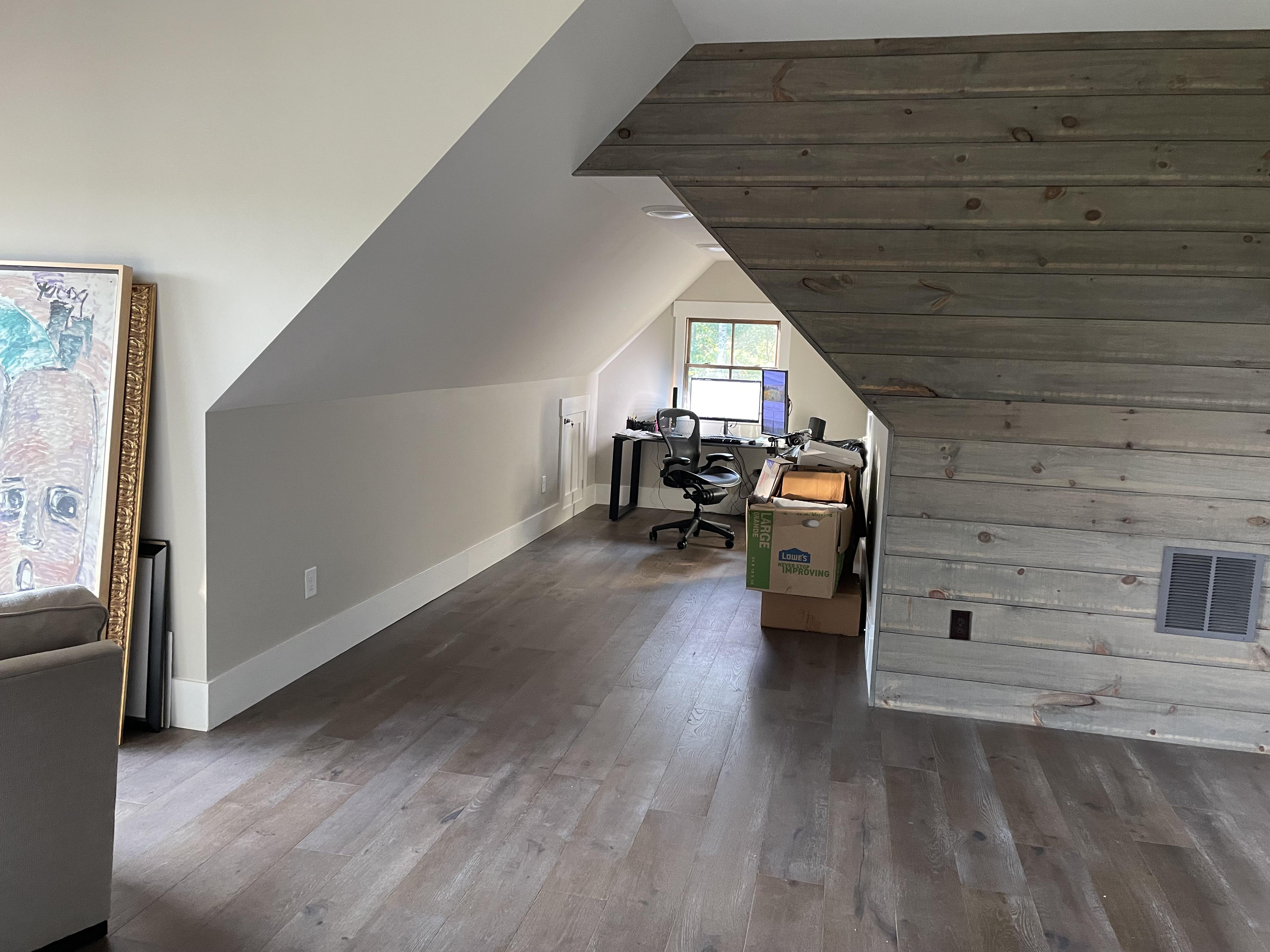 Advice for decorating this office nook? | Scrolller