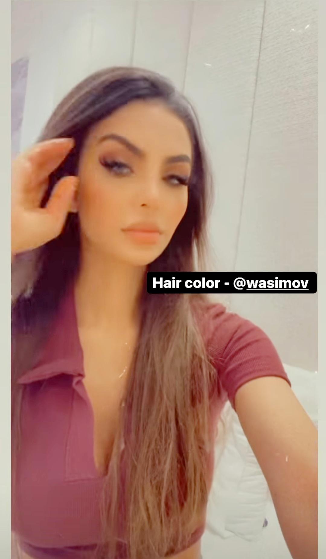 Ain't she just hot | Scrolller