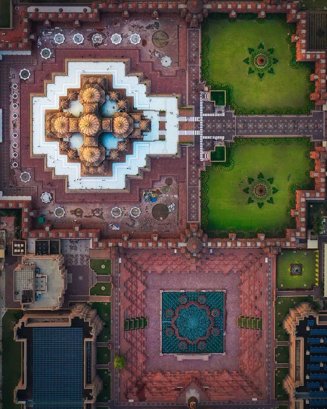 Akshardham Temple, Delhi - India. | Scrolller