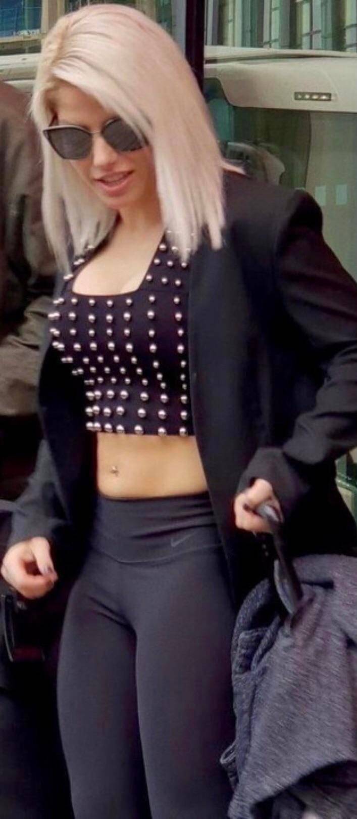 Alexa Bliss | Scrolller