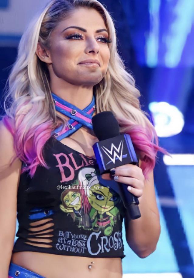 Alexa is so hot | Scrolller