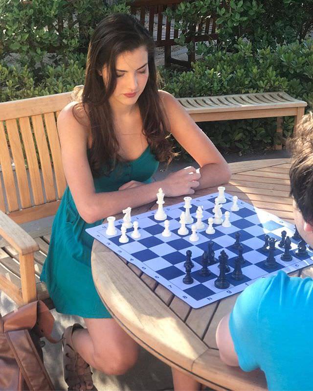 Alexandra Botez | Scrolller