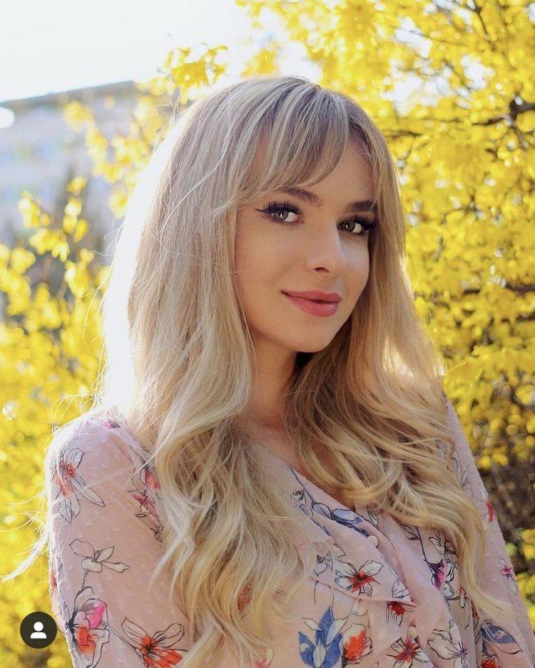 Alexandra, instagrameriță | Scrolller