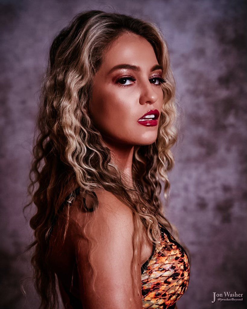 Alisha Edwards | Scrolller