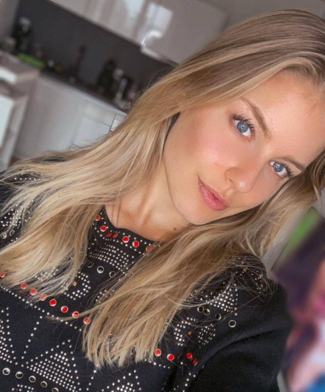 Alisia Ludwig | Scrolller