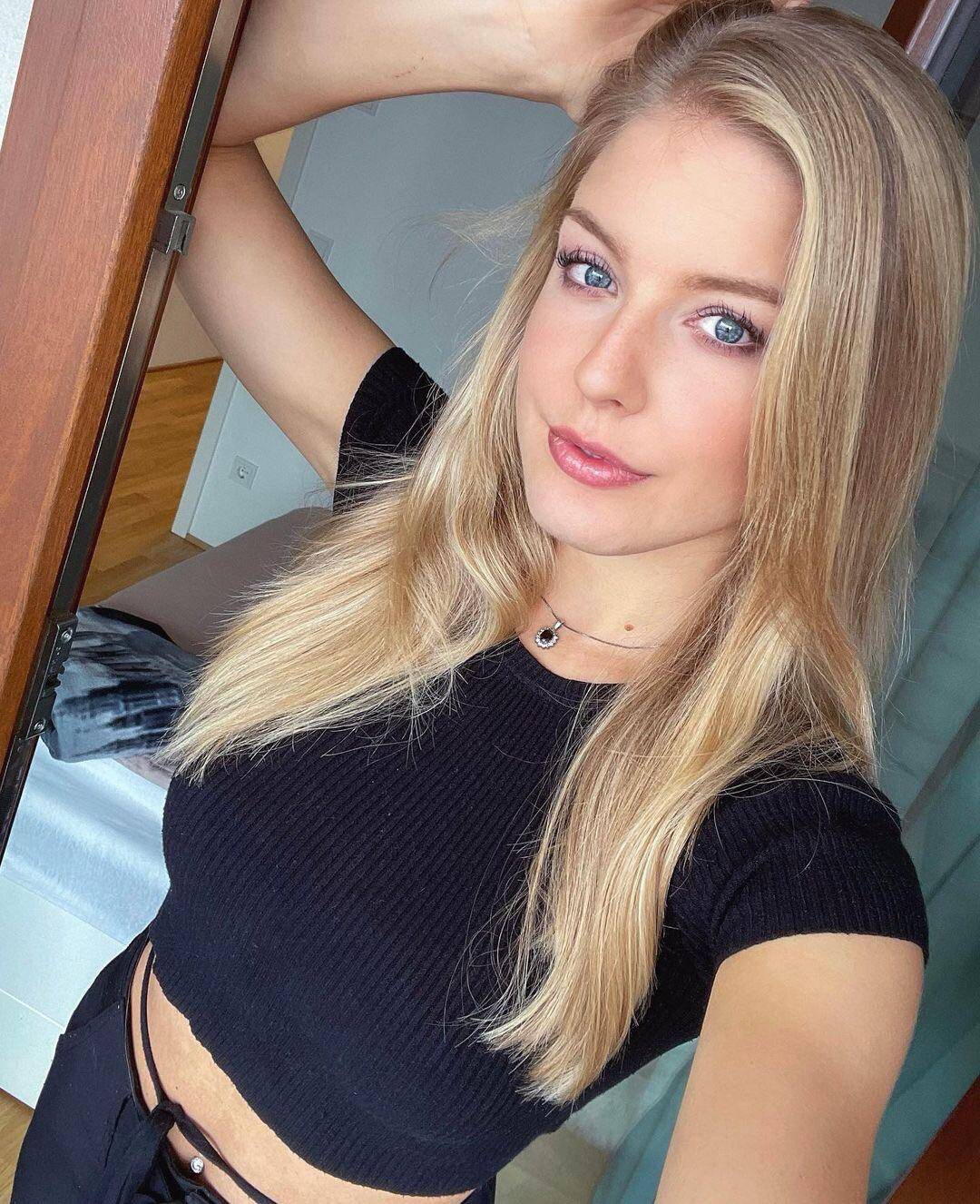 Alisia Ludwig | Scrolller