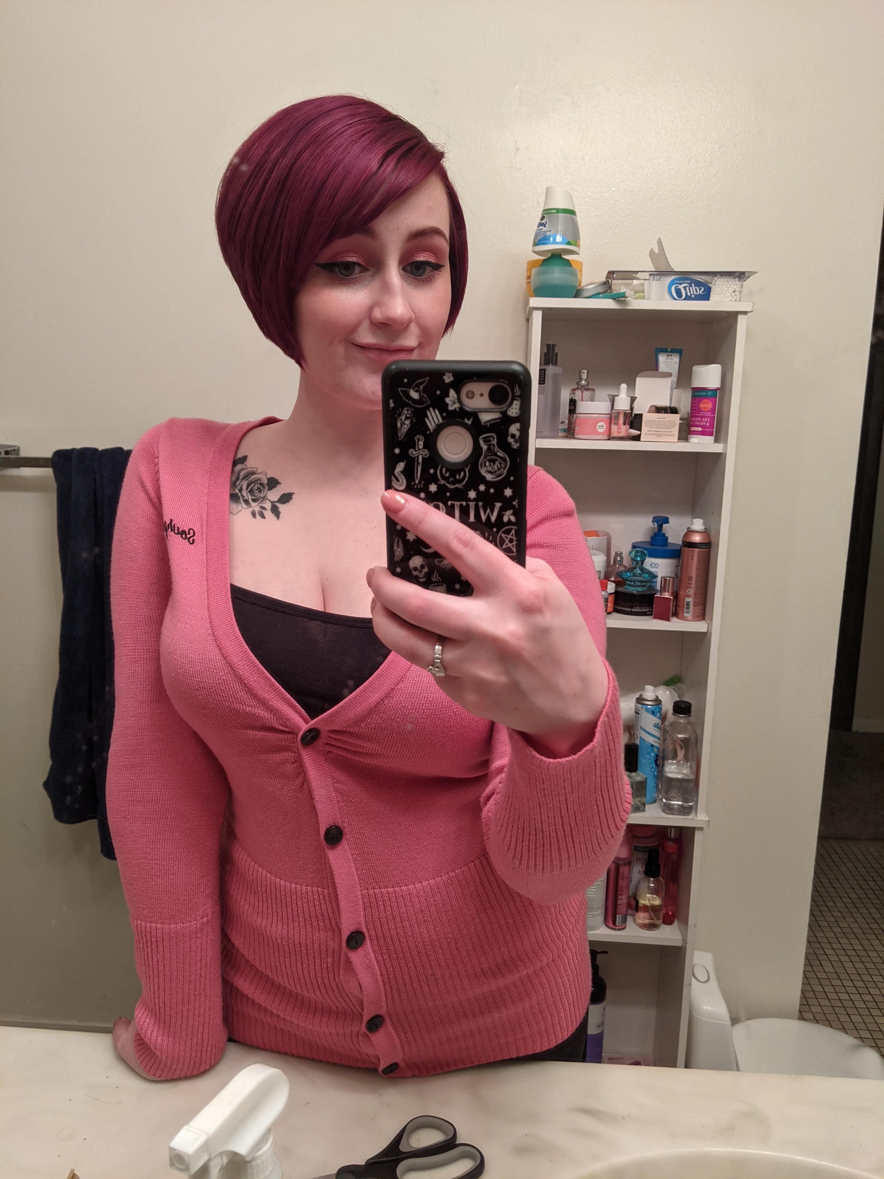 All dressed up with nowhere to go. | Scrolller