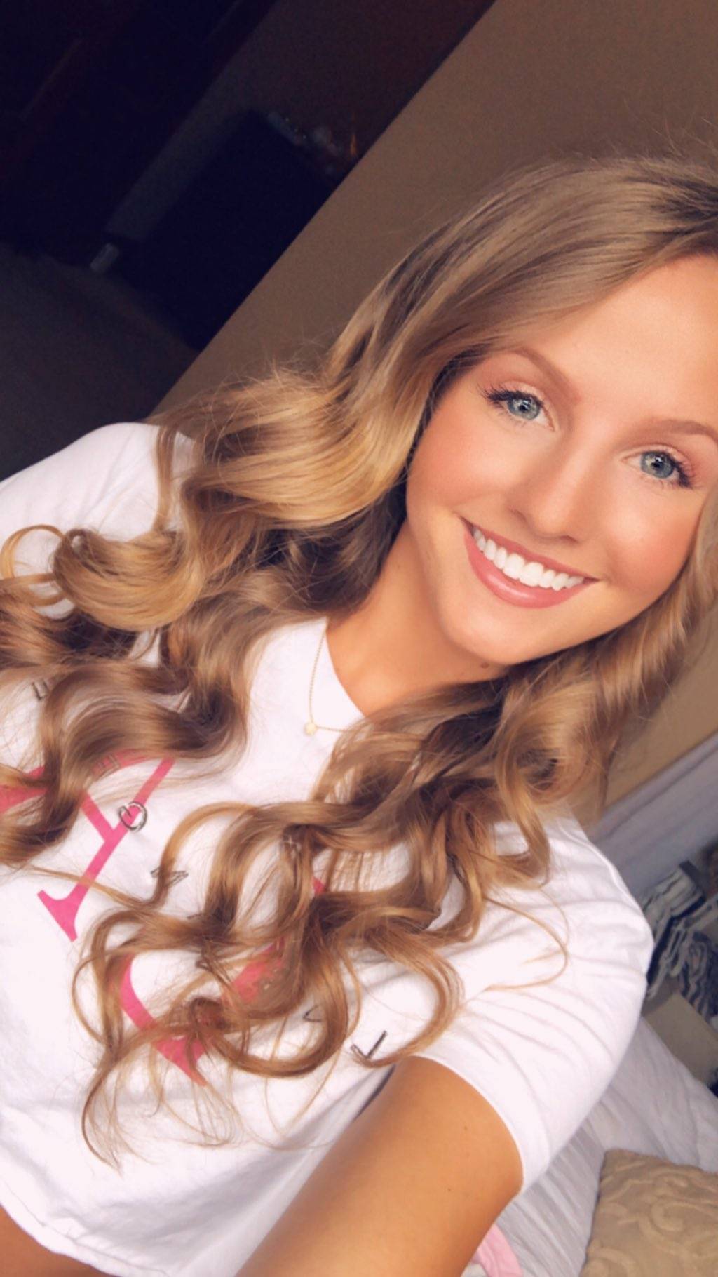 All Smiles | Scrolller