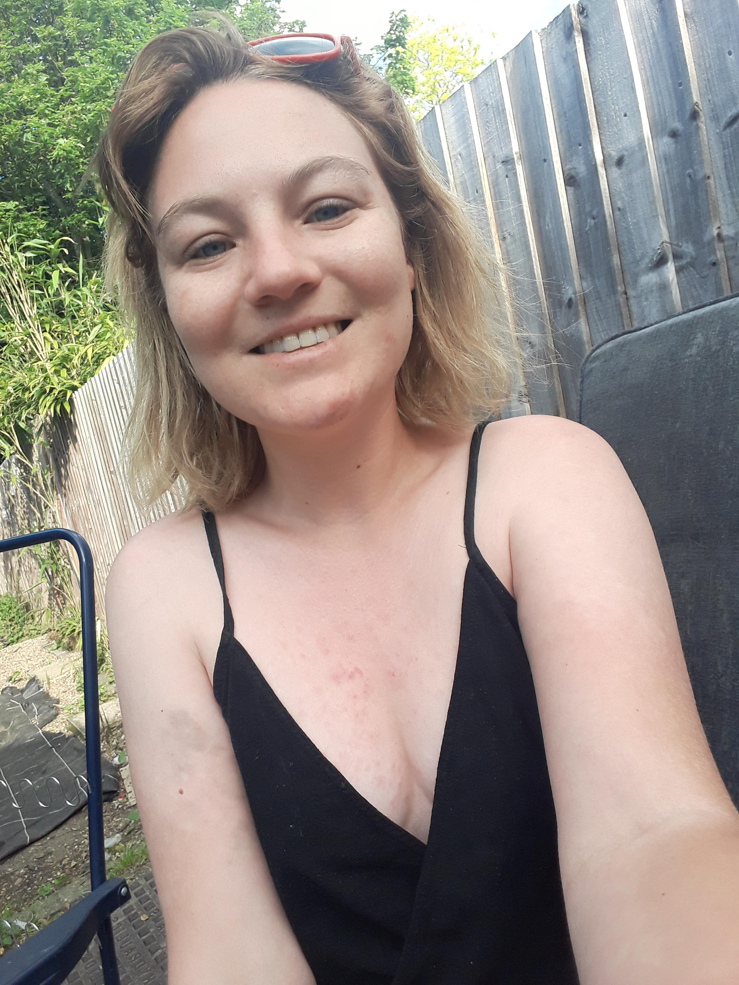 All smiles here 💚 | Scrolller