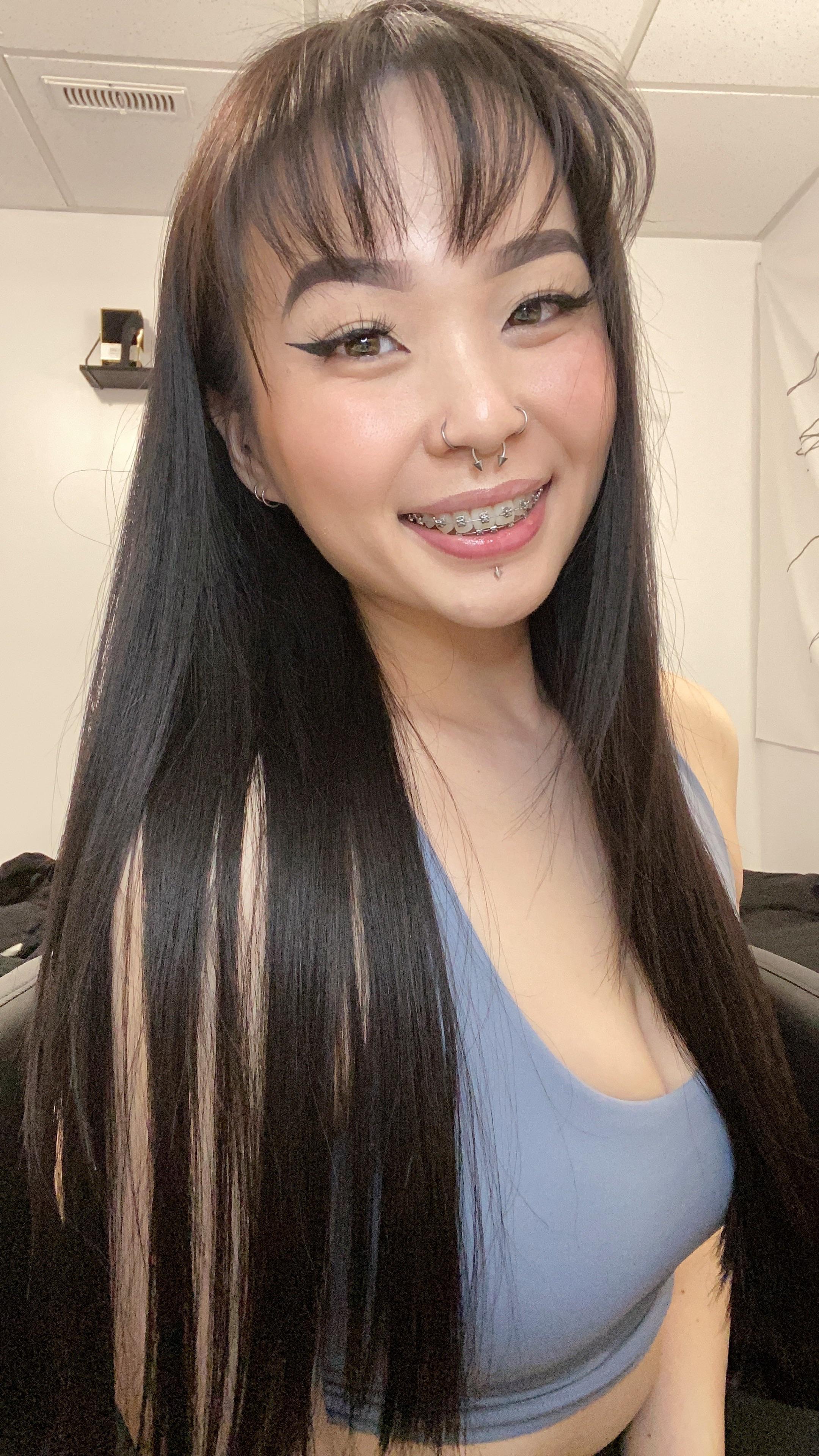 All smiles today! (23F) | Scrolller